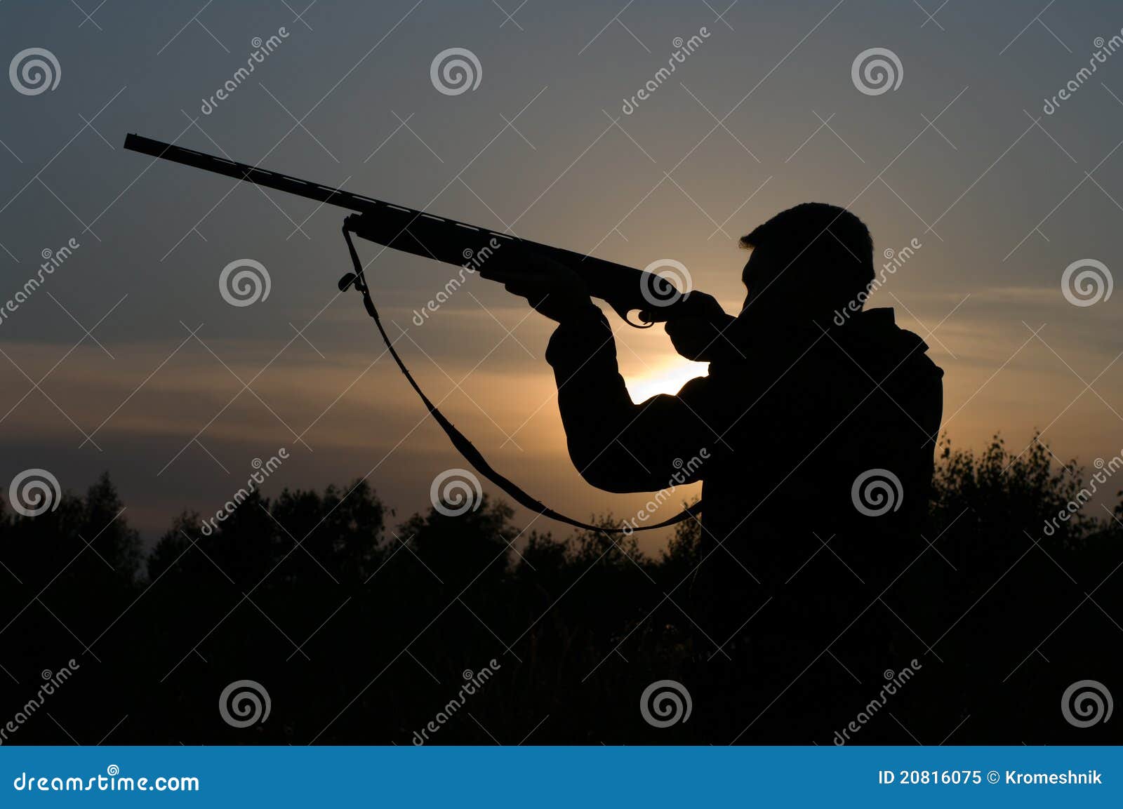 Chasseur. image stock. Image du homme, gens, masculin - 20816075