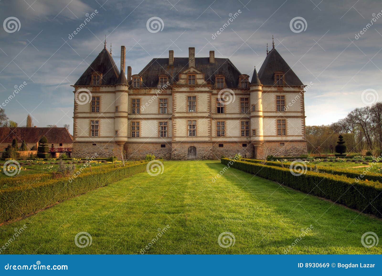 Chateau De Cormatin, France Stock Image - Image of blue, europe: 8930669