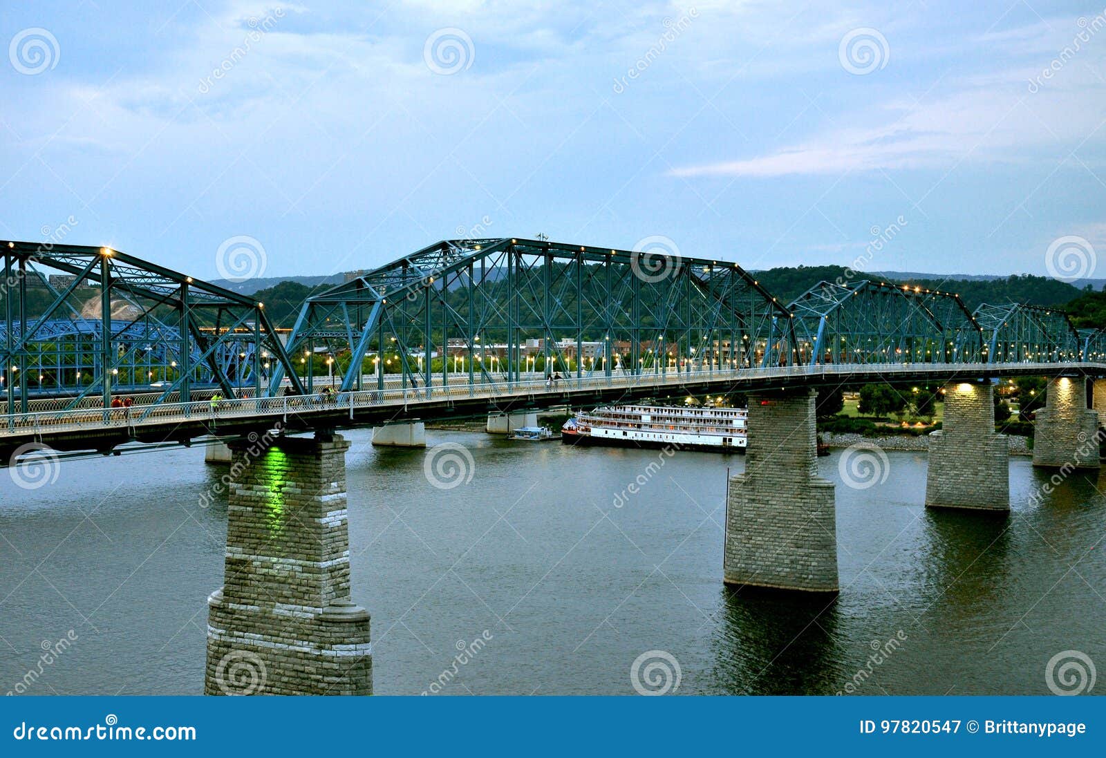 Chattanooga Bridge stock image. Image of mountains, smokies - 97820547