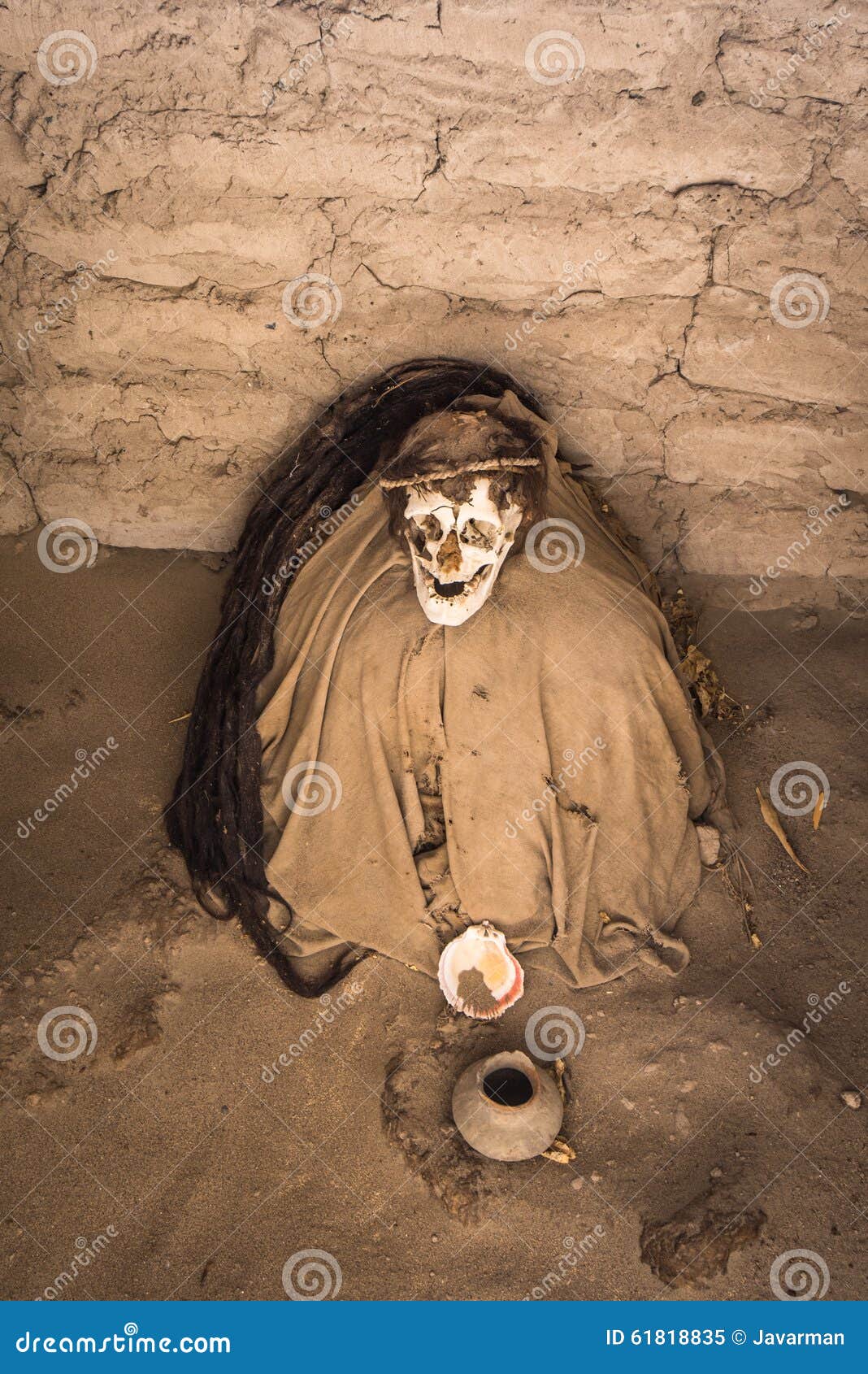 Chauchilla Cemetery With Prehispanic Mummies In Nazca Desert, Pe ...