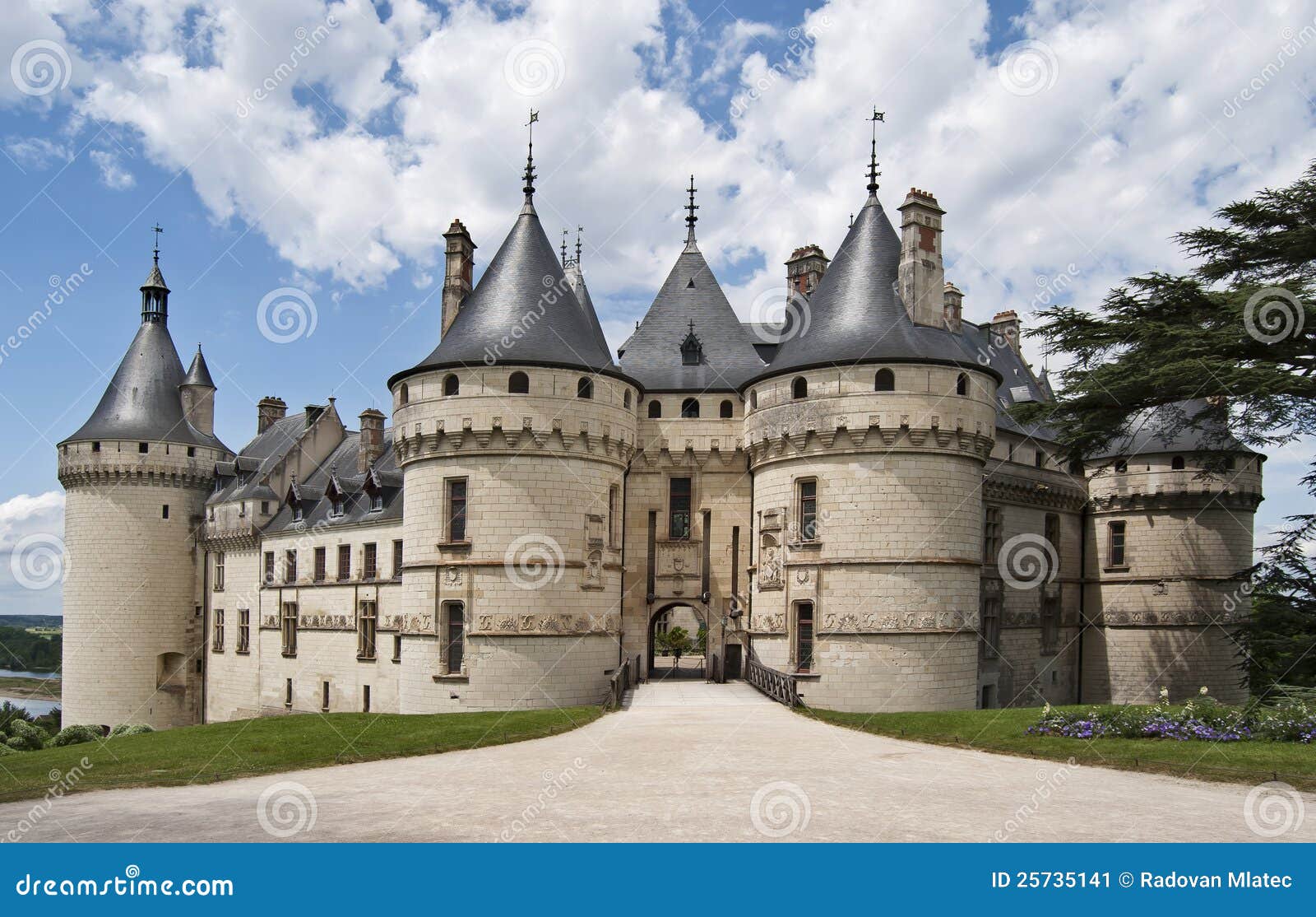 Chaumont castle stock image. Image of diana, chateau - 25735141