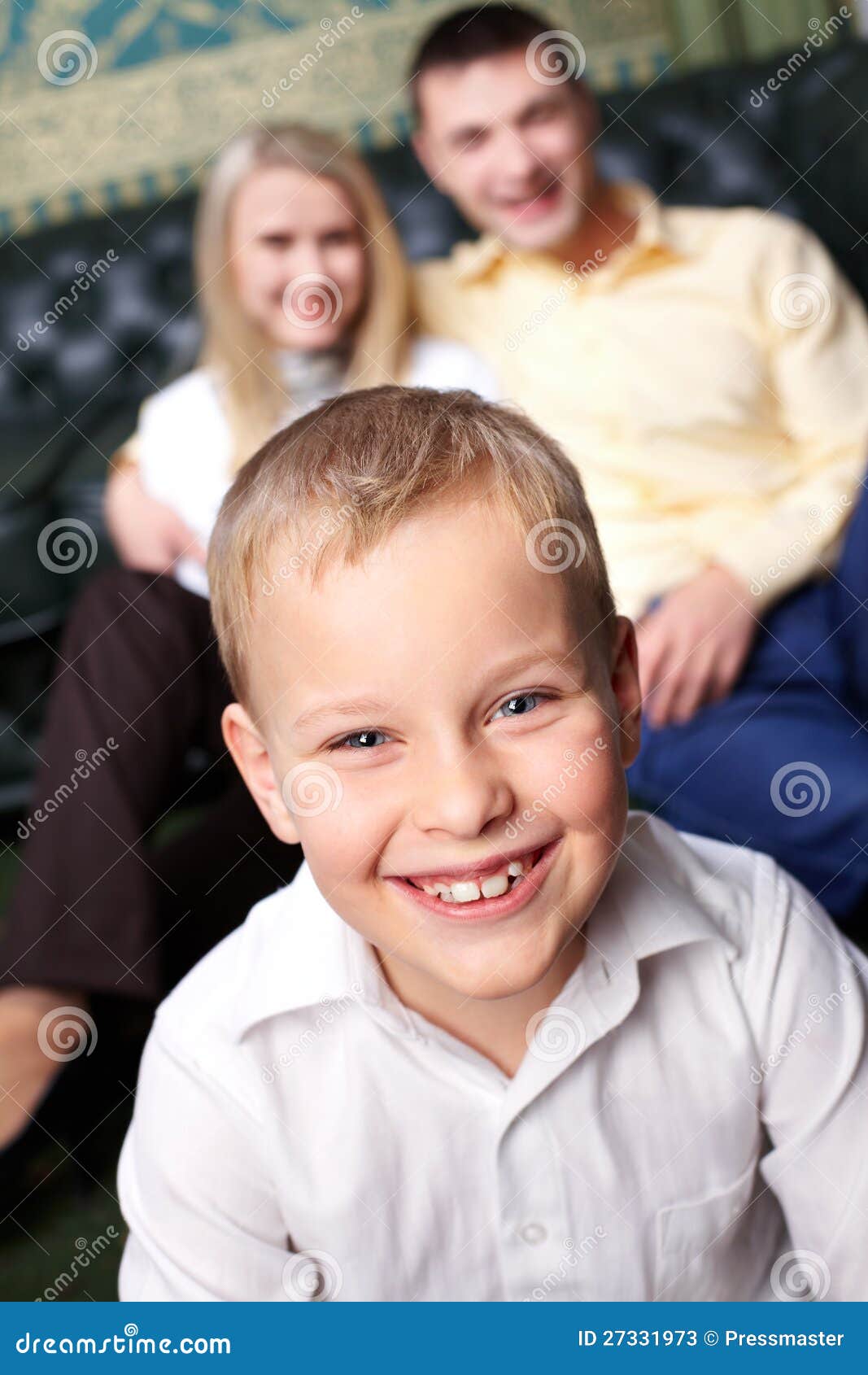 Chaval feliz imagen de archivo. Imagen de emocional, gente - 27331973