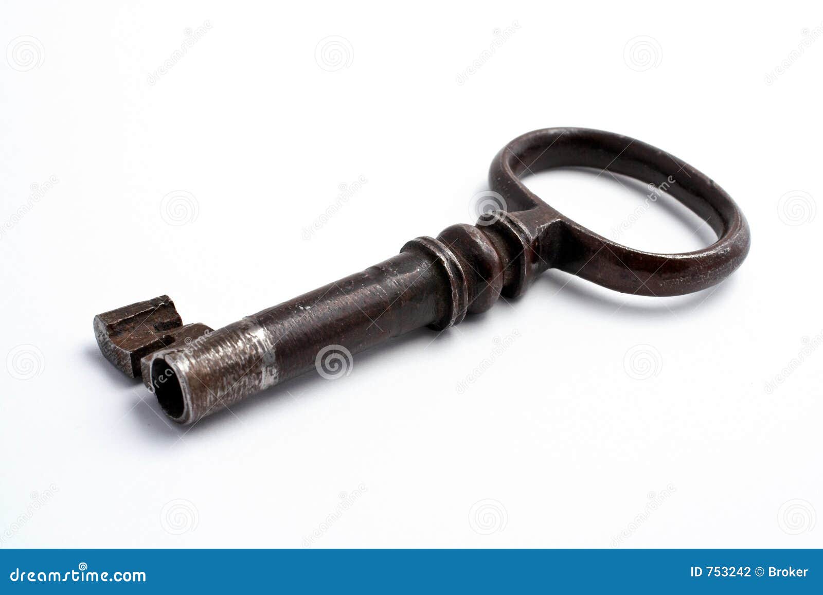 Chave Velha No Fundo Branco Foto de Stock - Imagem de seguro, oxidado ...