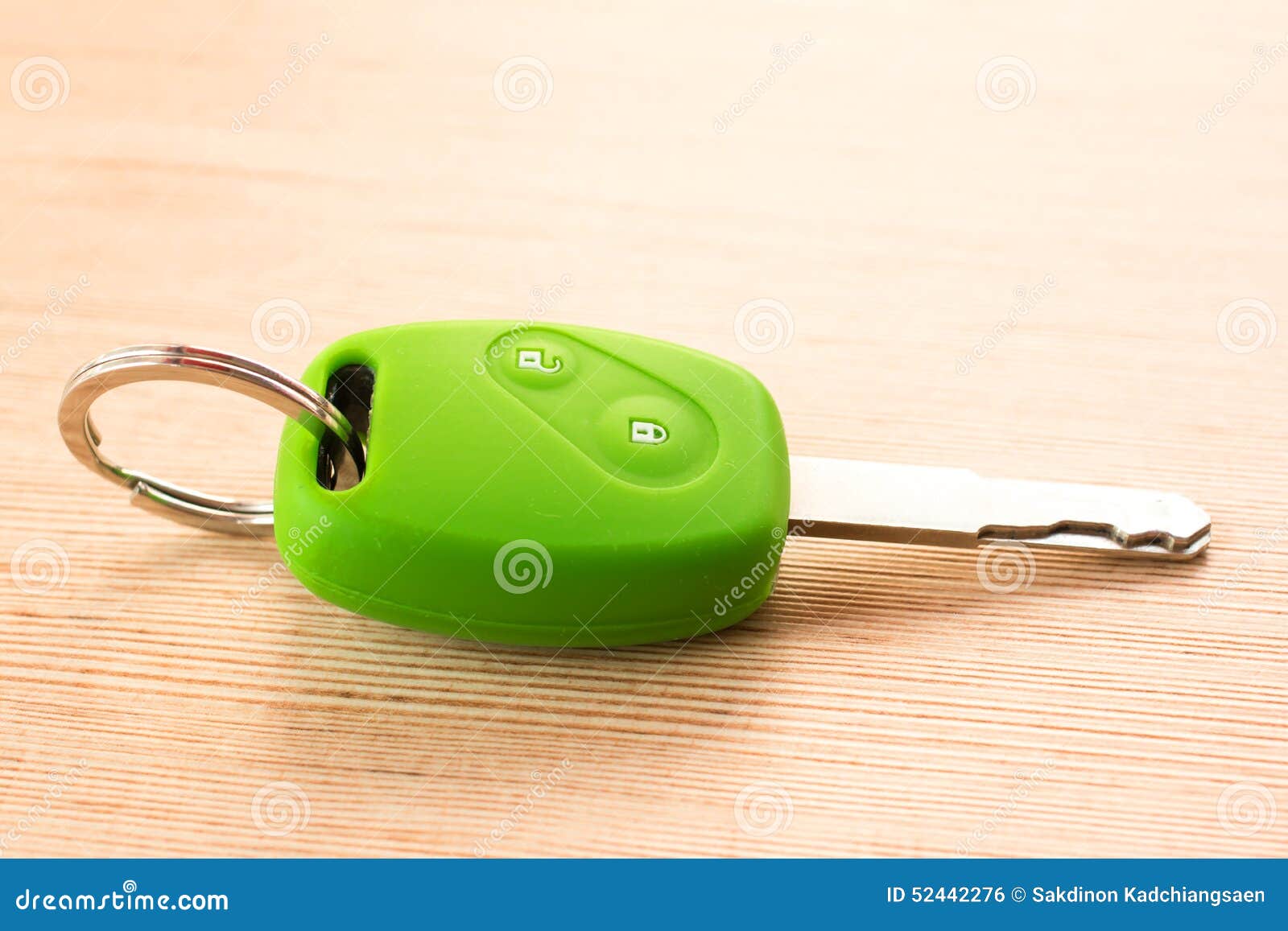 Chave Verde Do Telecontrole Do Carro Foto de Stock - Imagem de anel ...