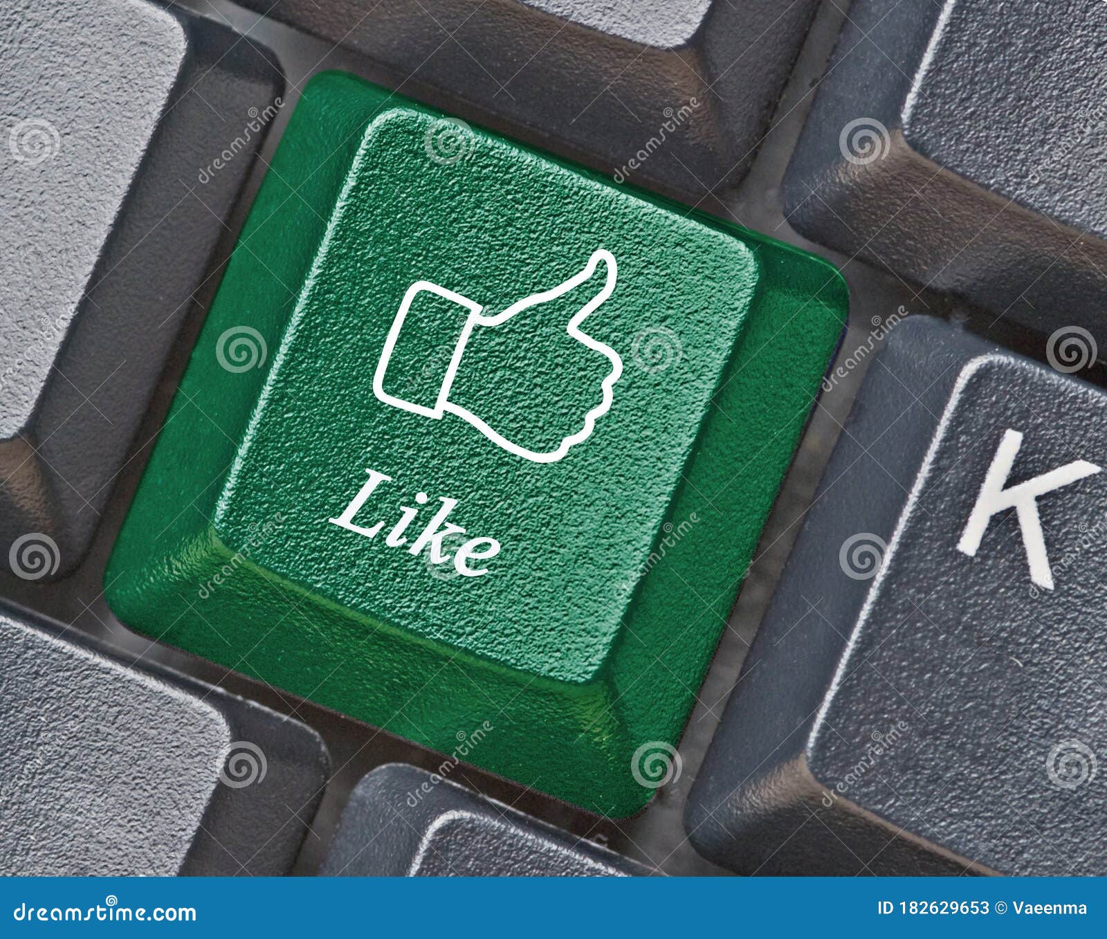 Chave verde para como imagem de stock. Imagem de social - 182629653