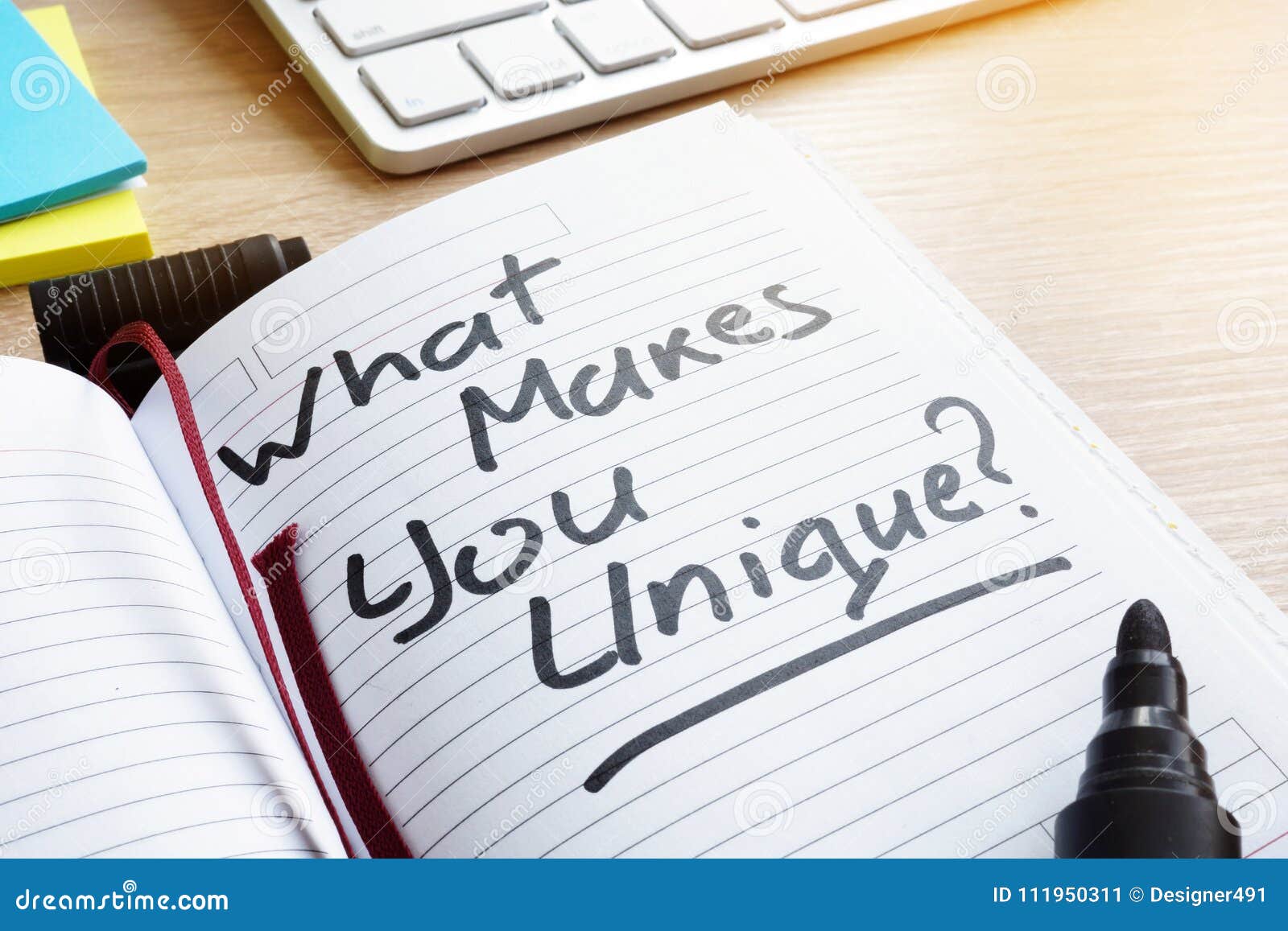 Che Cosa Vi Rende Unico? Scritto in Una Nota Immagine Stock - Immagine ...