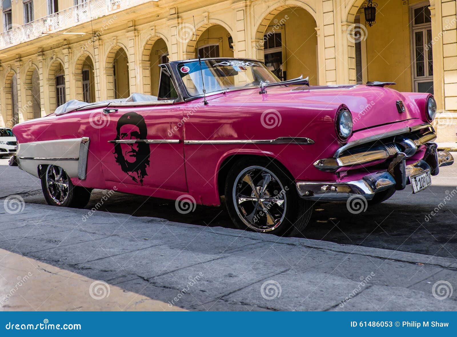 Che & Ford editorial stock photo. Image of 1953, tourist - 61486053