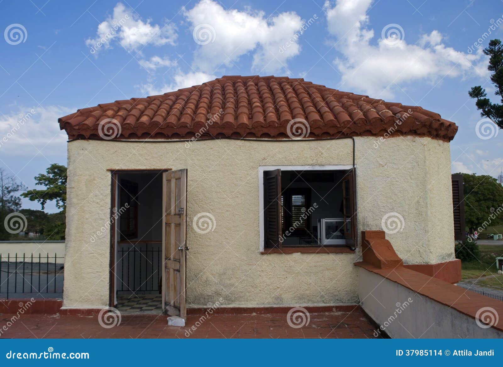 Che Guevara S House, Havana, Cuba Editorial Stock Image - Image of hero ...