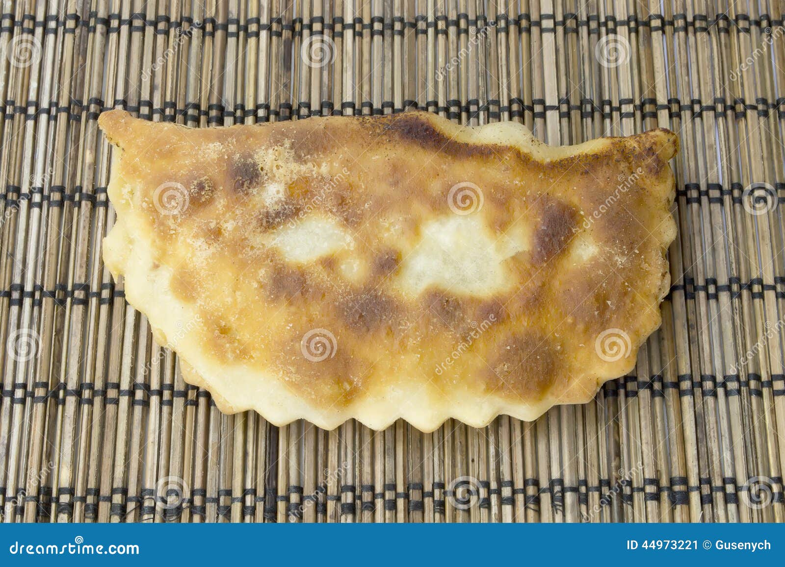 Cheburek imagen de archivo. Imagen de hoja, primer, revuelto - 44973221