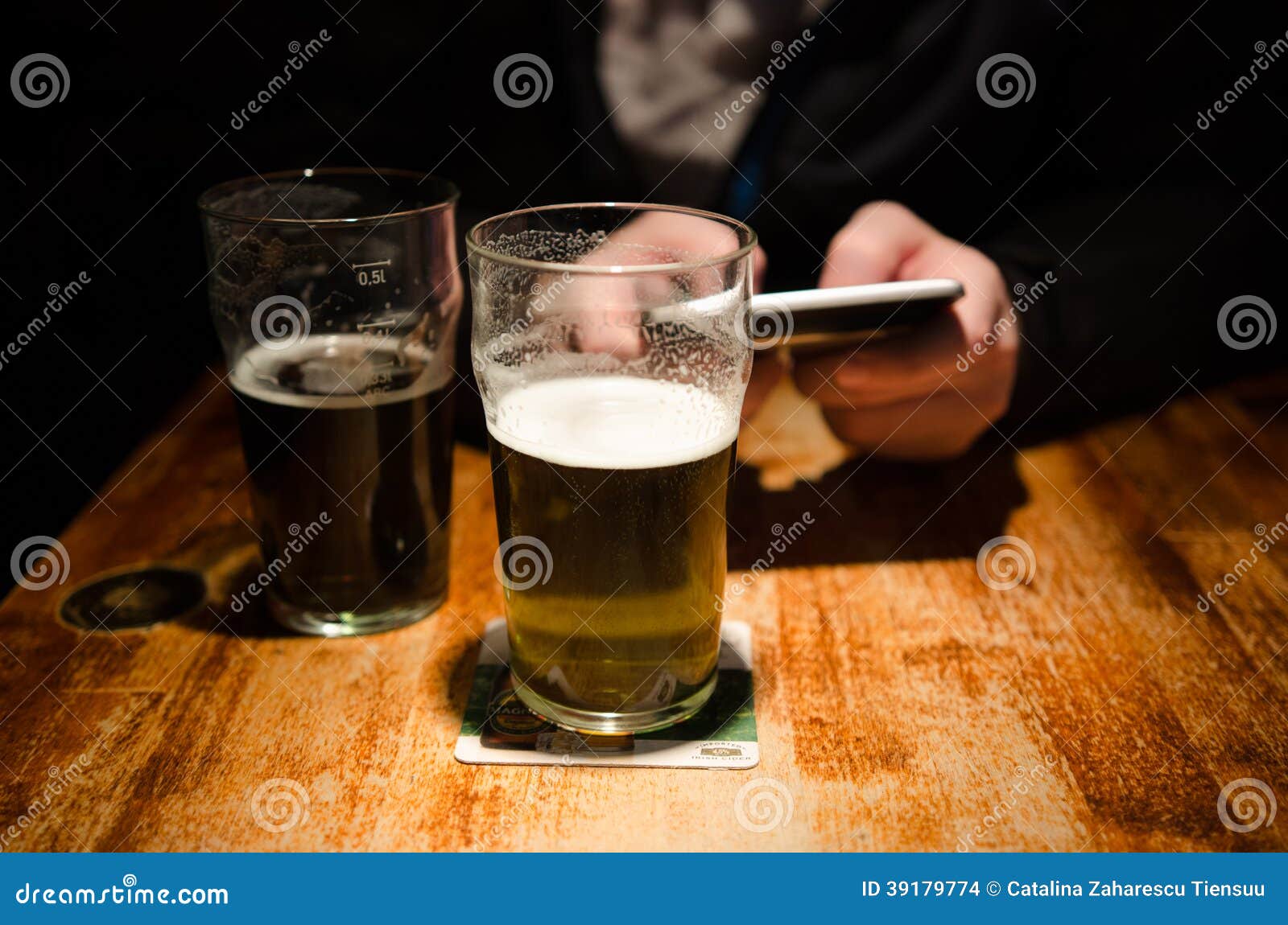Check-in in a bar editorial stock image. Image of location - 39179774