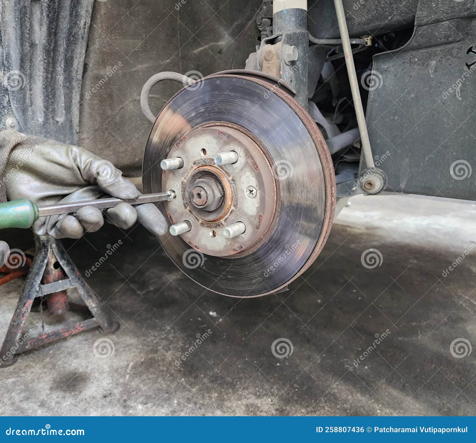 Check the Brake Pads Regularly before Operating the Vehicle. for Safe ...