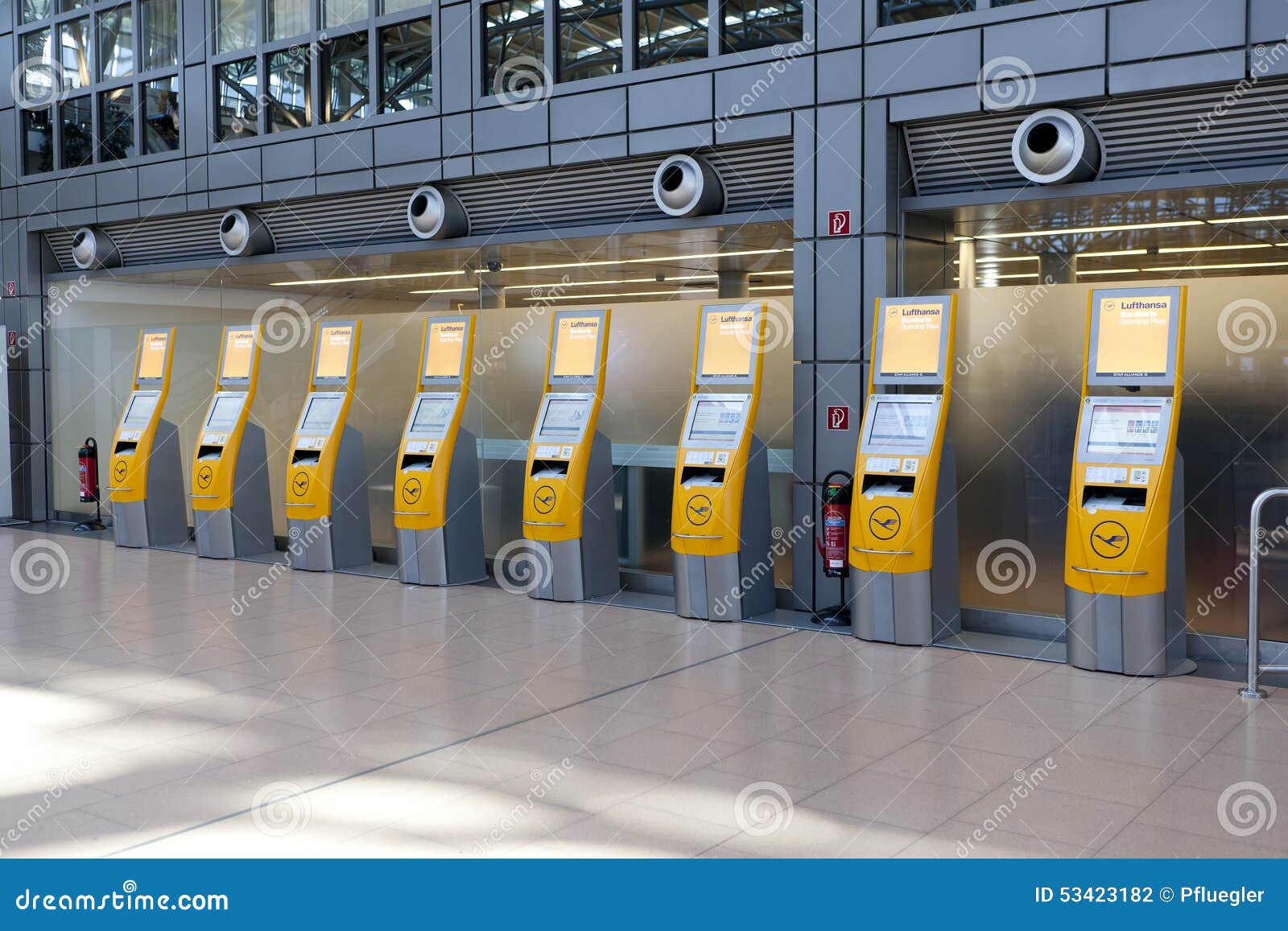 Check in Lufthansa editorial photography. Image of strike - 53423182