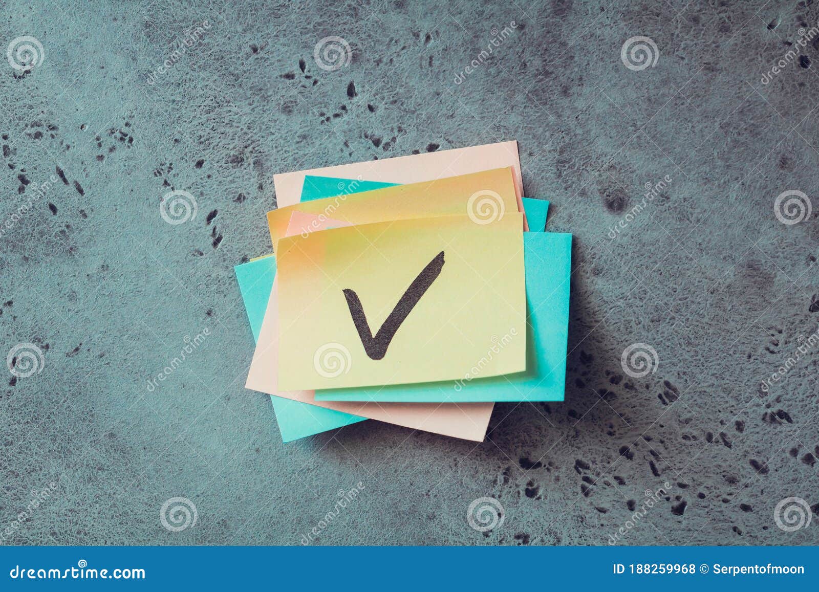 Check Mark on a Sticky Note Stock Photo - Image of sign, grunge: 188259968