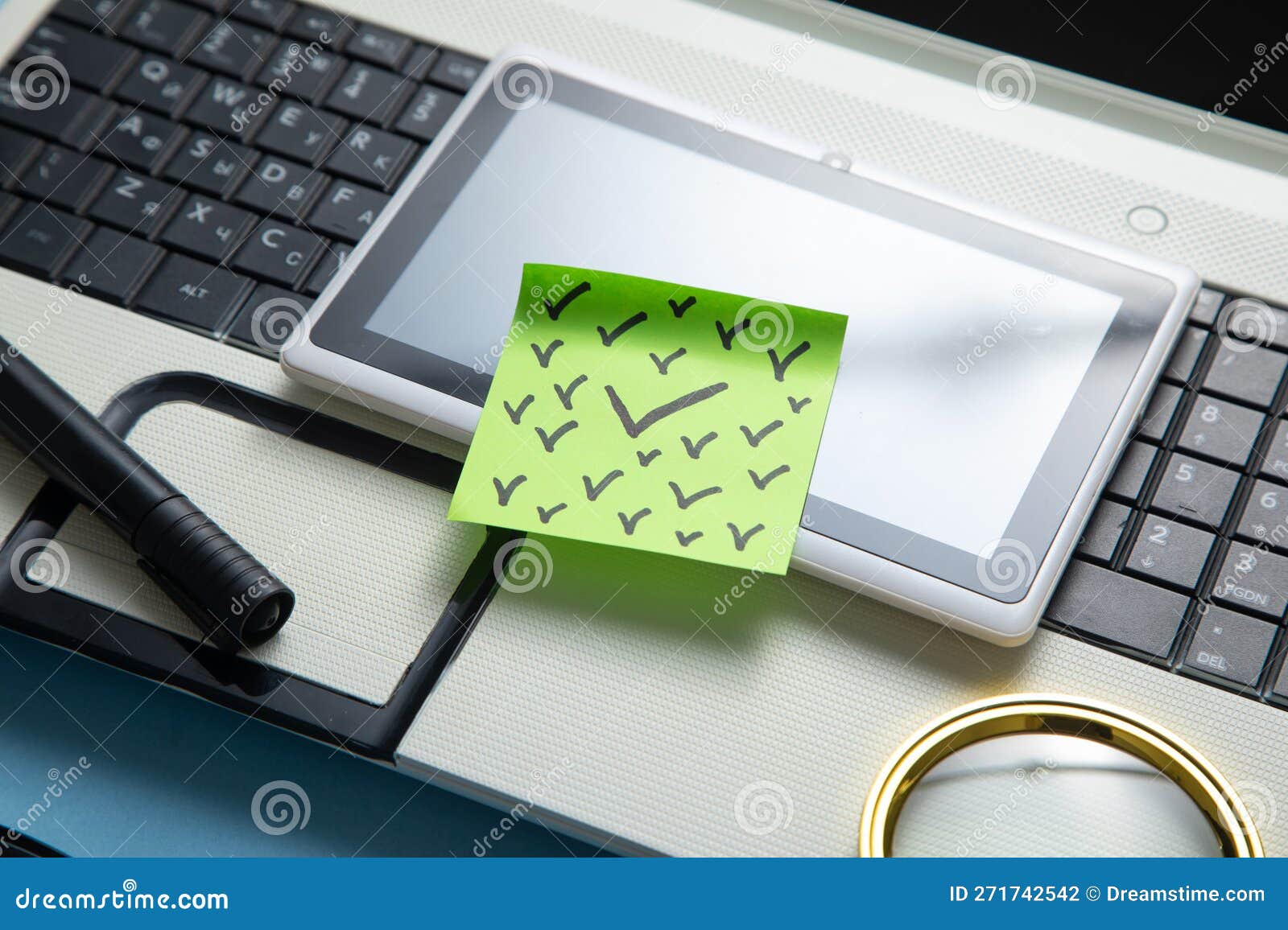 Check Marks on Sticky Note on the Blue Background Stock Photo - Image ...