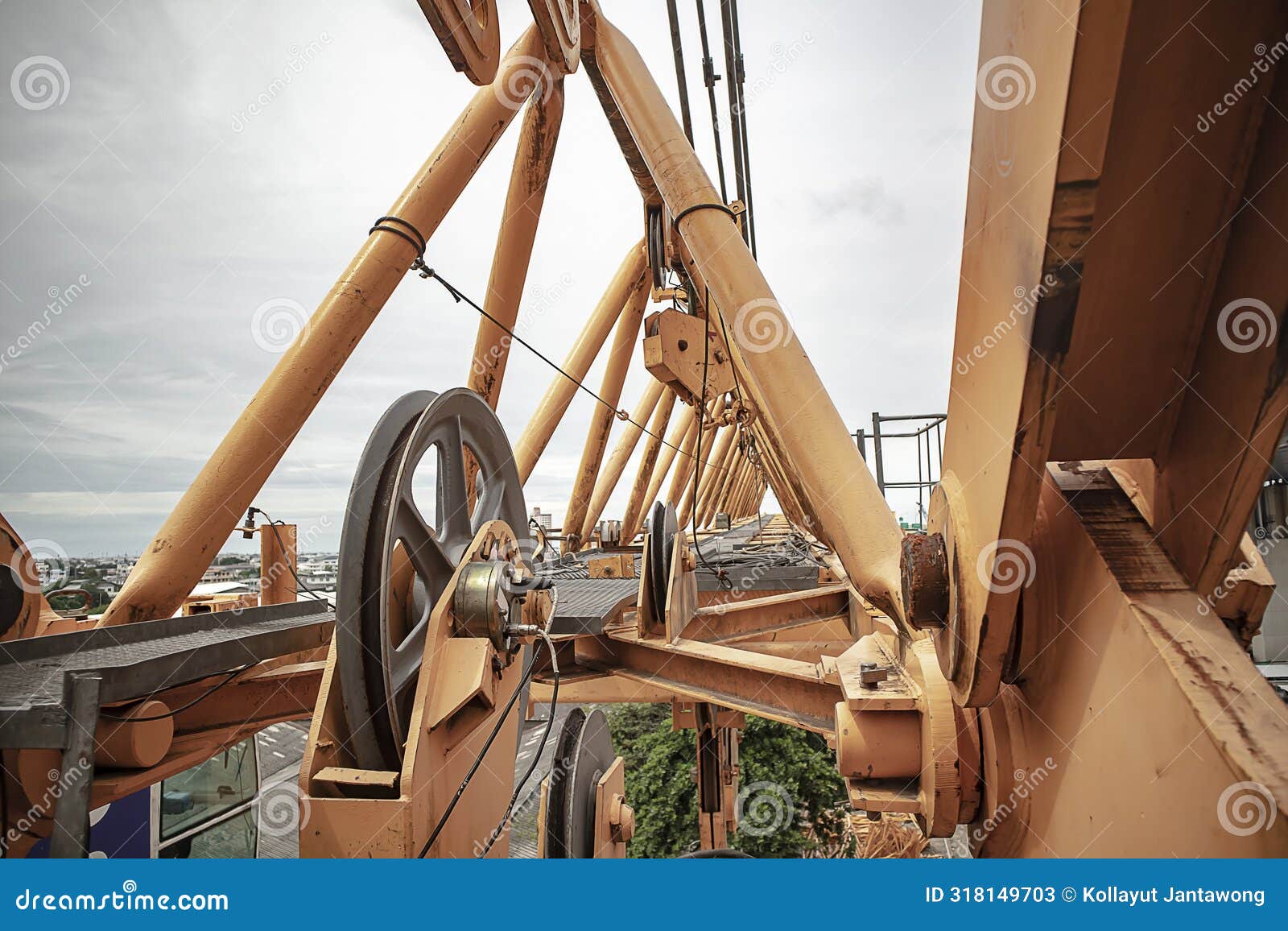 Check the Tower Crane Load Sensor for Weight at the Pulley of the Front ...