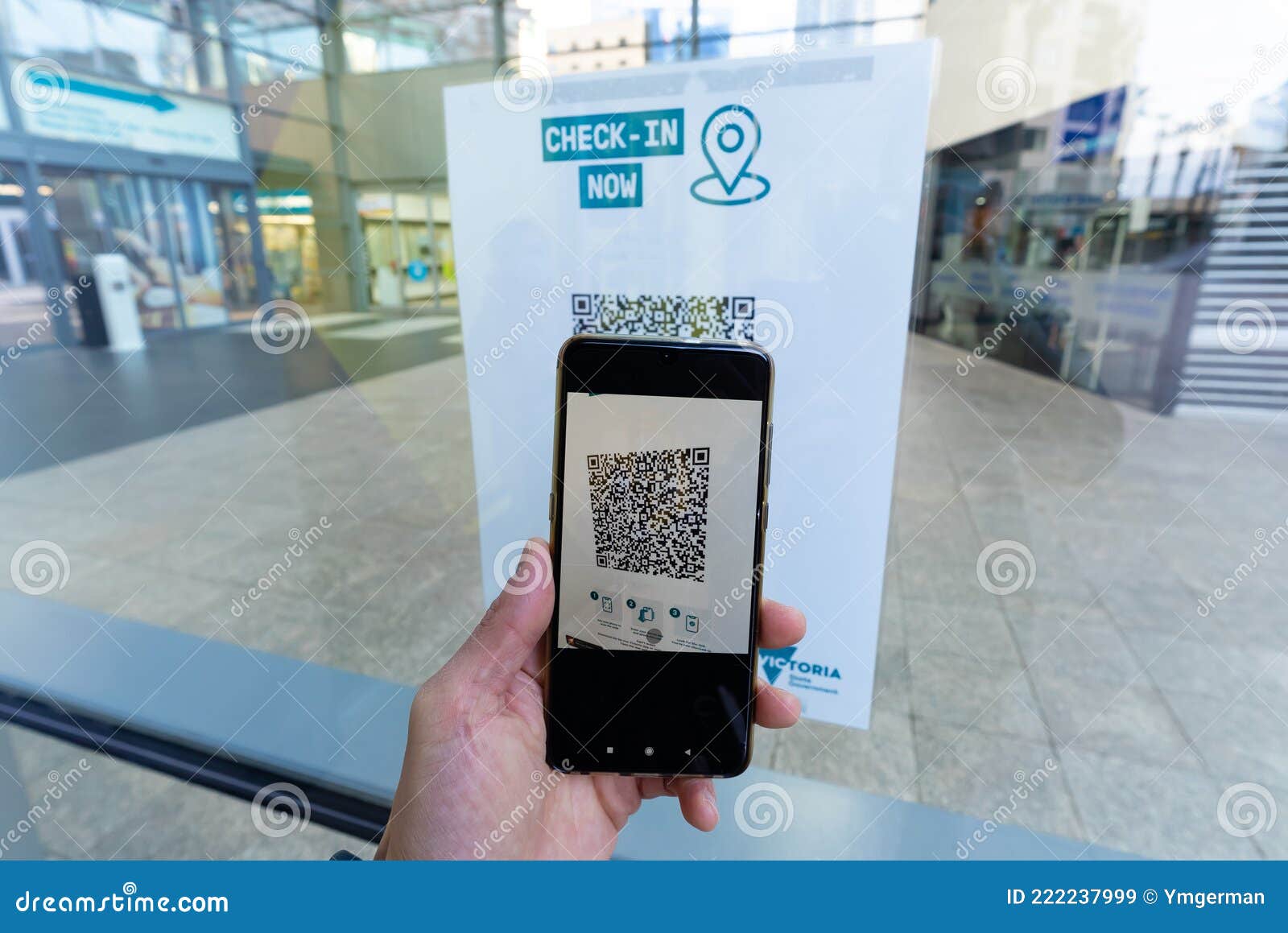 Check in Using QR Code when Entering a Shopping Mall Editorial Stock ...