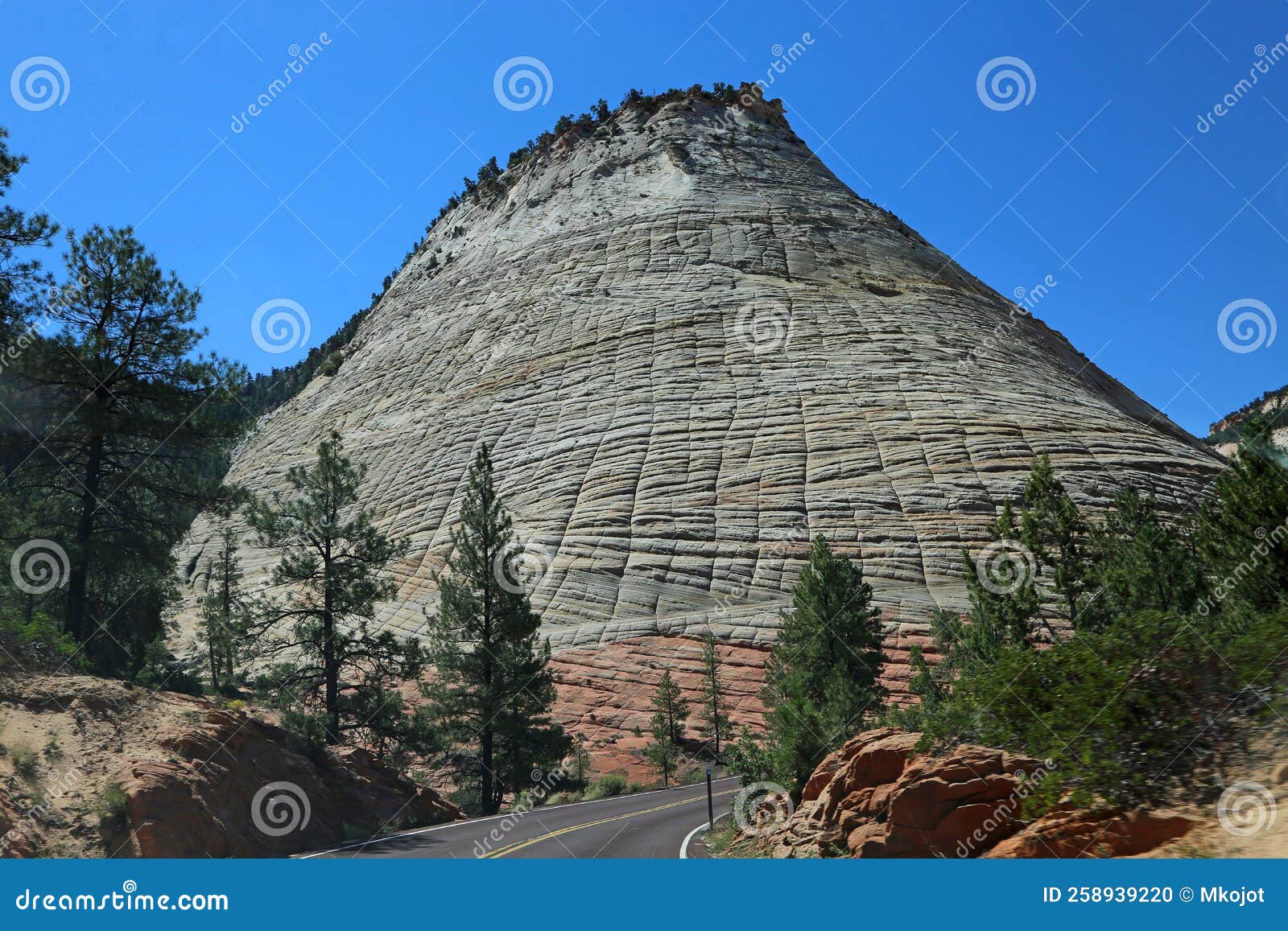 Checkerboard Mesa stock photo. Image of famous, mountain - 258939220