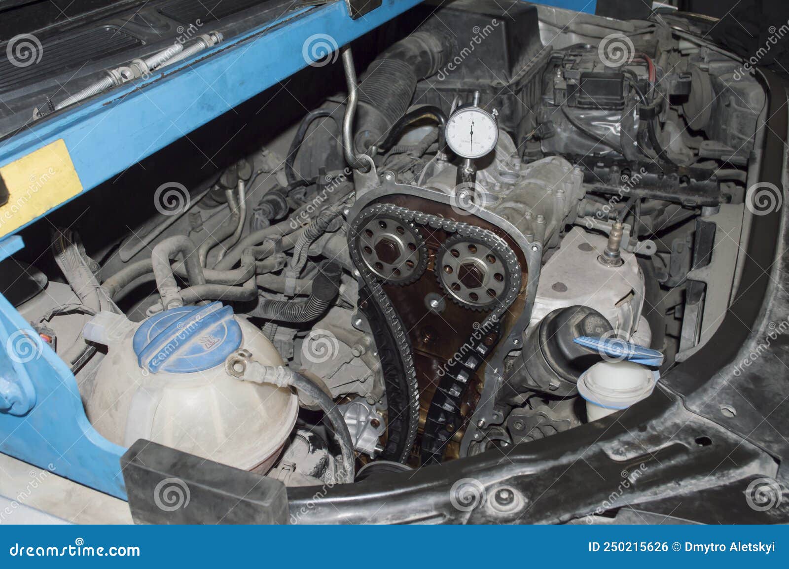 Checking the Car Engine with the Indicator Head before Repair Stock ...