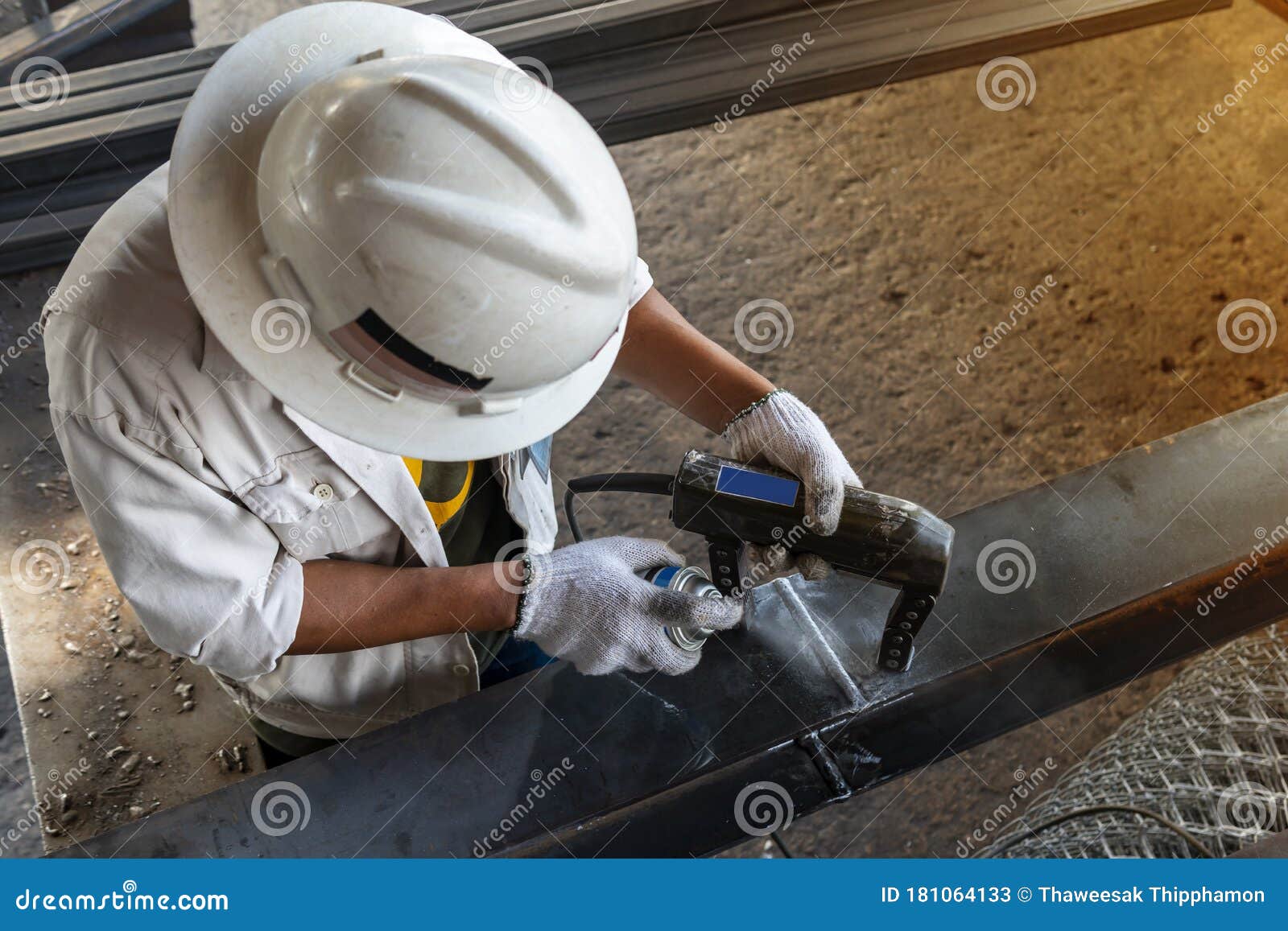 Checking Defect in Welded with Process Magnetic Particle TestingMT ...