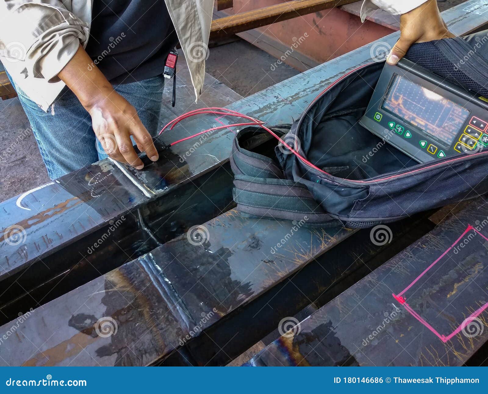 Checking Defect in Welded with Process Ultrasonic Testing UT Stock ...