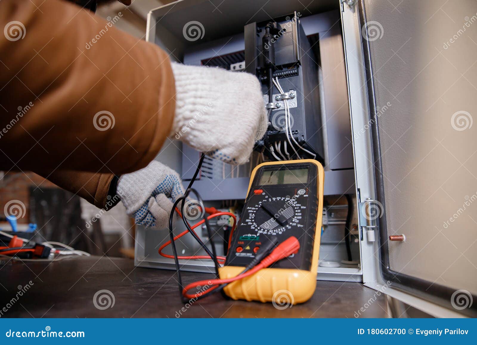 Checking Electrical Panel and Power Cable for Short Circuit Stock Photo ...