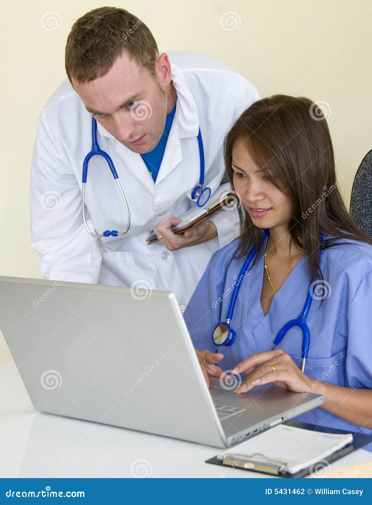 Checking the Patients X-rays Stock Photo - Image of male, doctor: 5431462