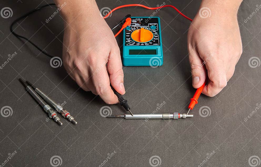 Checking the Serviceability of the Glow Plug with a Multimeter. Glow ...
