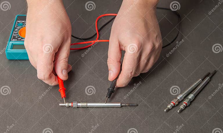 Checking the Serviceability of the Glow Plug with a Multimeter. Glow ...
