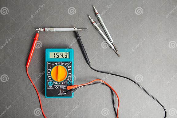Checking the Serviceability of the Glow Plug with a Multimeter. Glow ...
