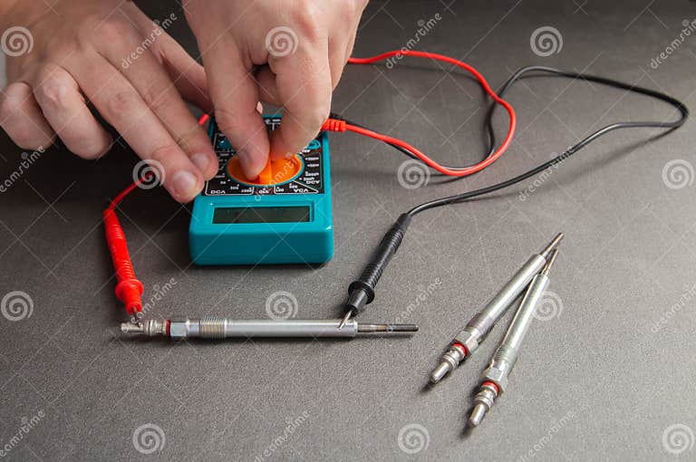 Checking the Serviceability of the Glow Plug with a Multimeter. Glow ...