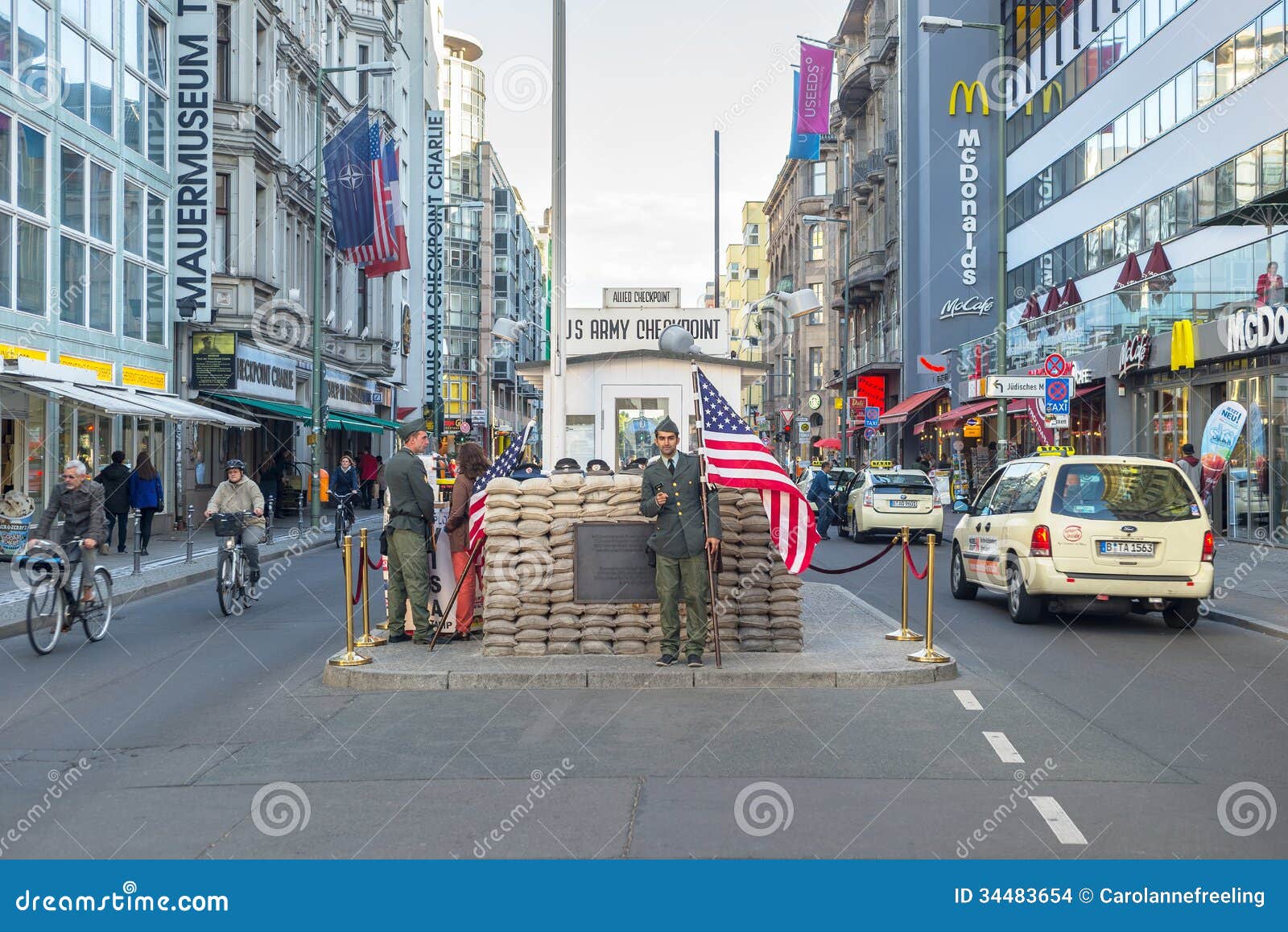 Checkpoint Charlie editorial stock image. Image of famous - 34483654