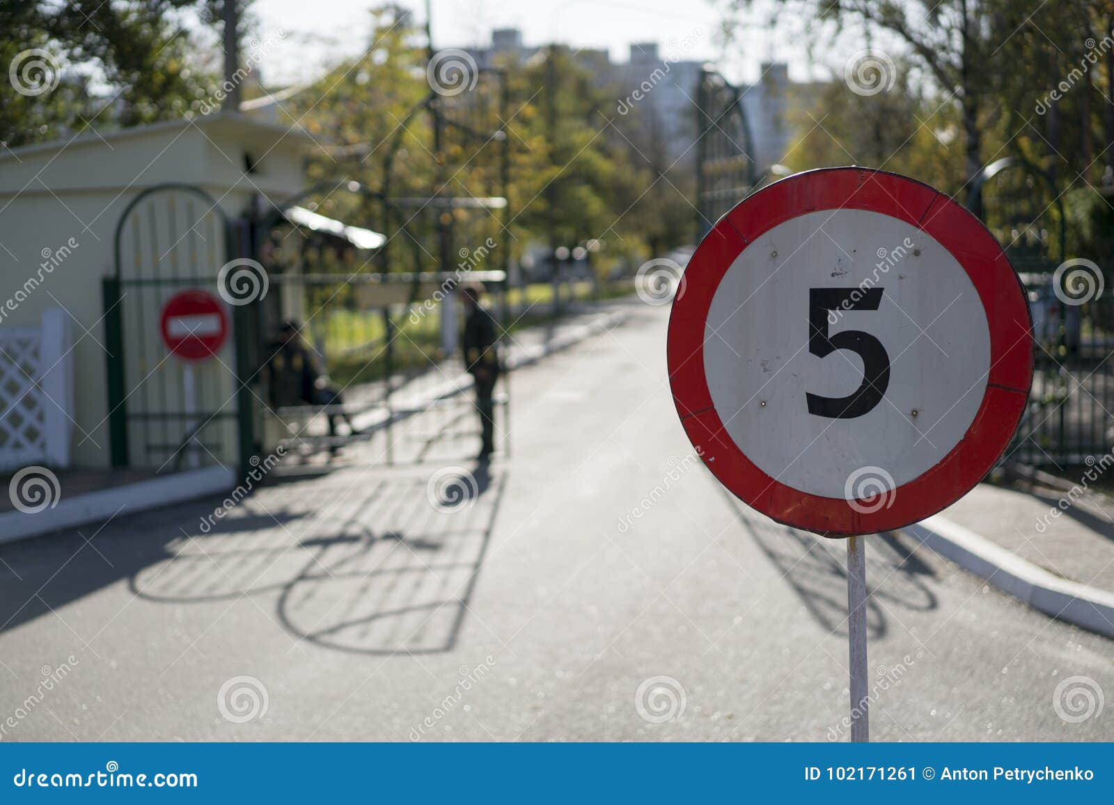 Checkpoint, Speed Limit Sign Stock Image - Image of circle, arrow ...