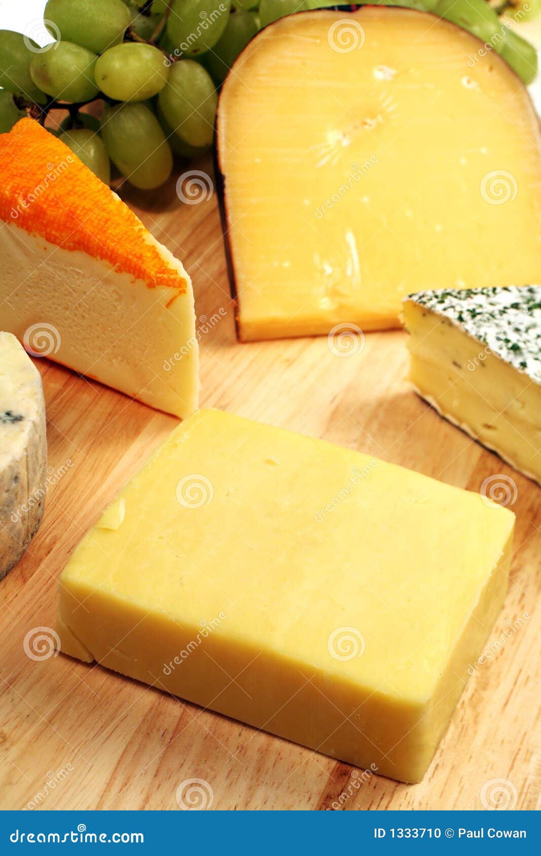 Cheddar cheeseboard stock photo. Image of hospitality - 1333710