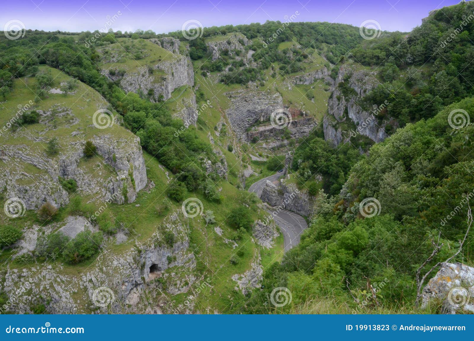 Cheddar Gorge stock image. Image of trees, horizon, vegetation - 19913823