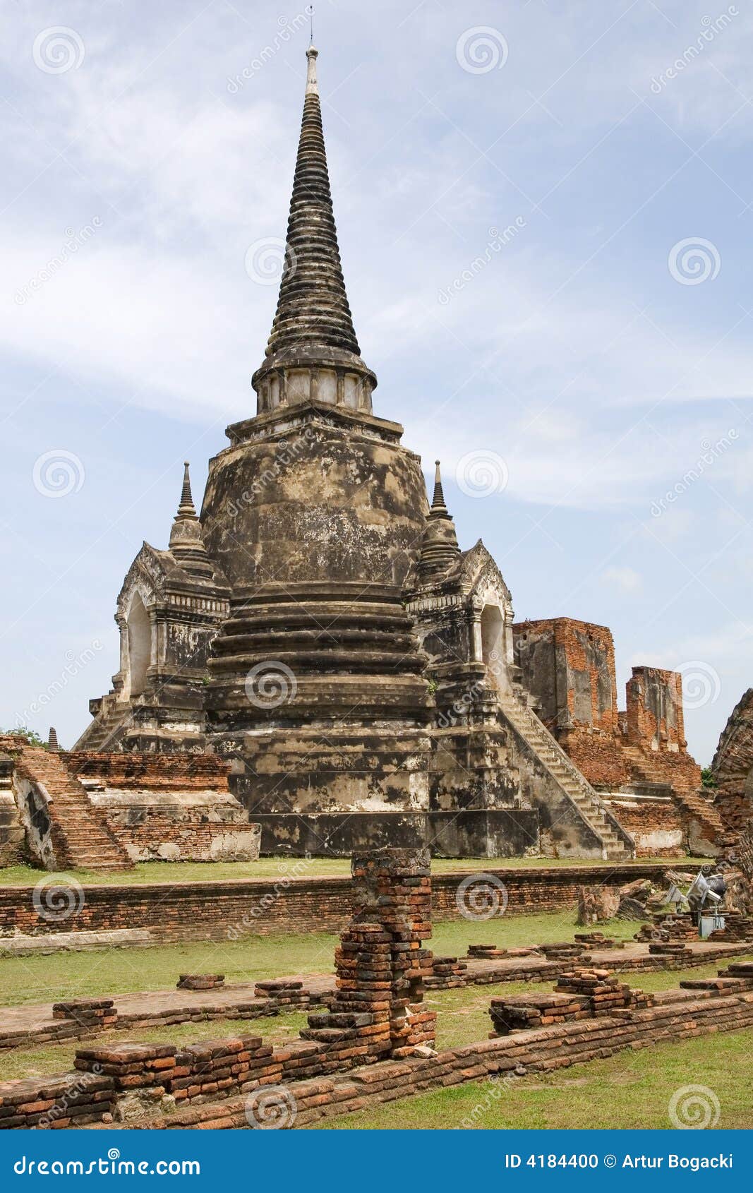 Chedi foto de archivo. Imagen de famoso, qué, turismo - 4184400