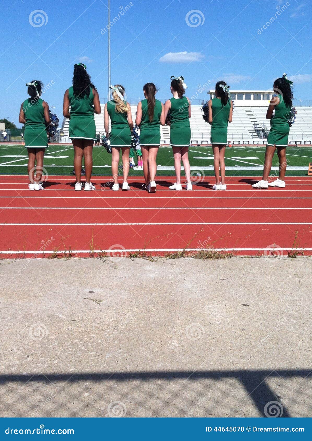 Cheer editorial image. Image of cheerleaders, cheer, cheering - 44645070