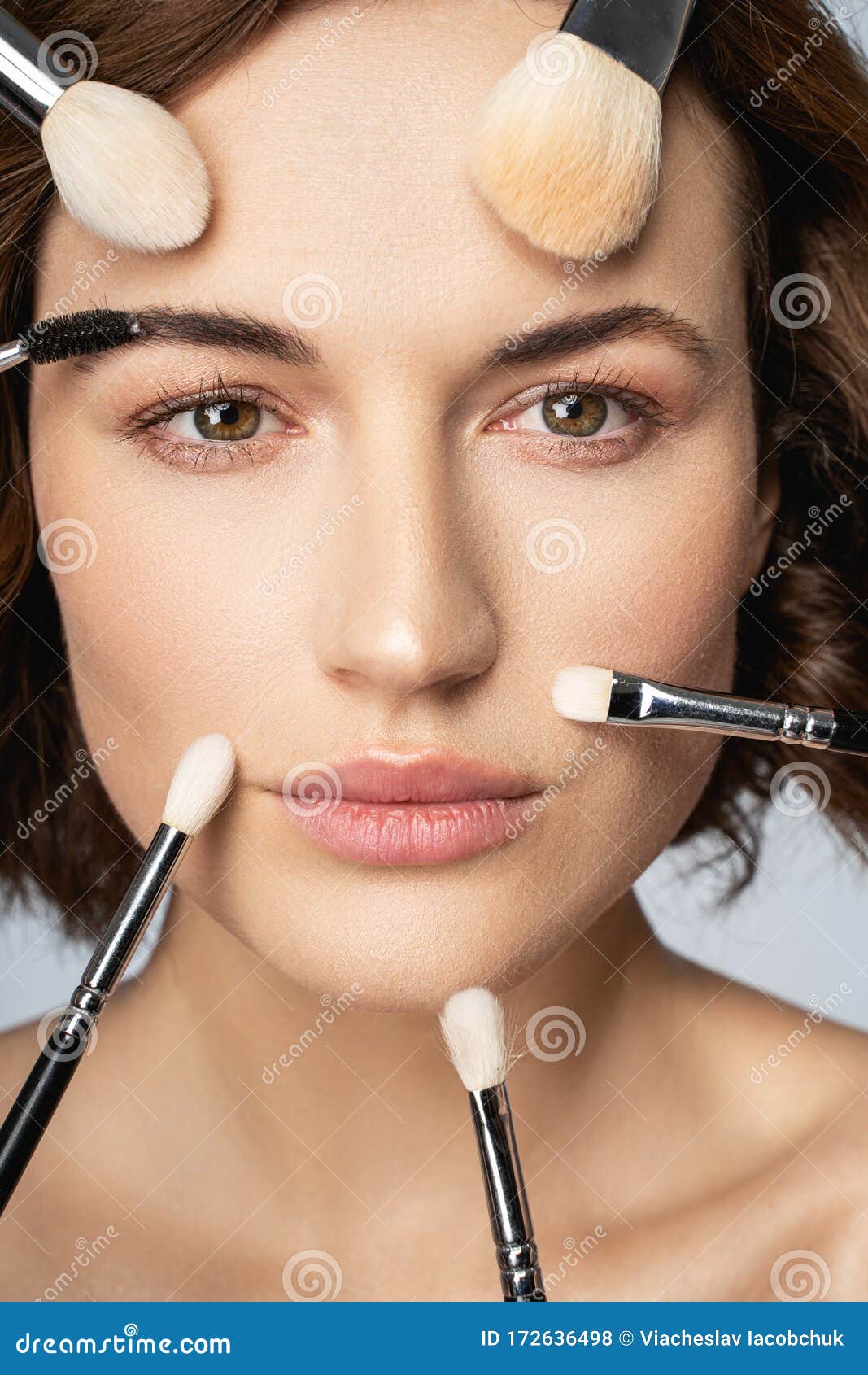 Close Up of Charming Girl that Doing Makeup Stock Photo - Image of ...