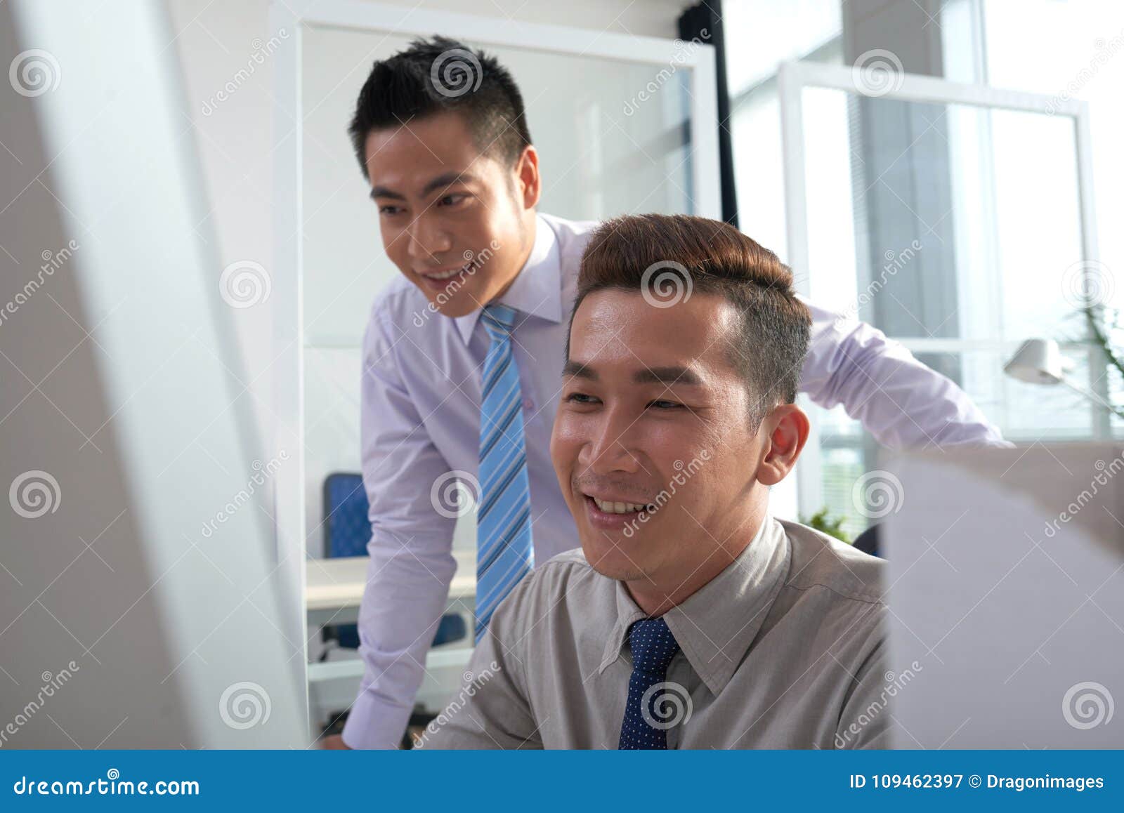 Helping with work stock image. Image of business, discussing - 109462397