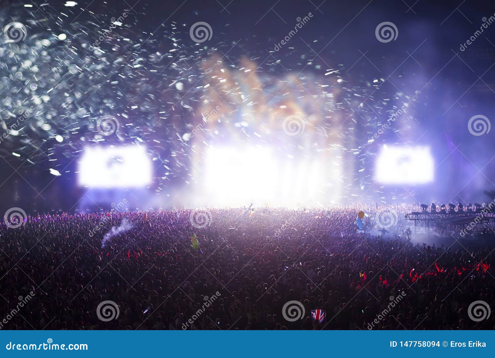 Cheering Crowd at a Concert Stock Photo - Image of song, live: 147758094