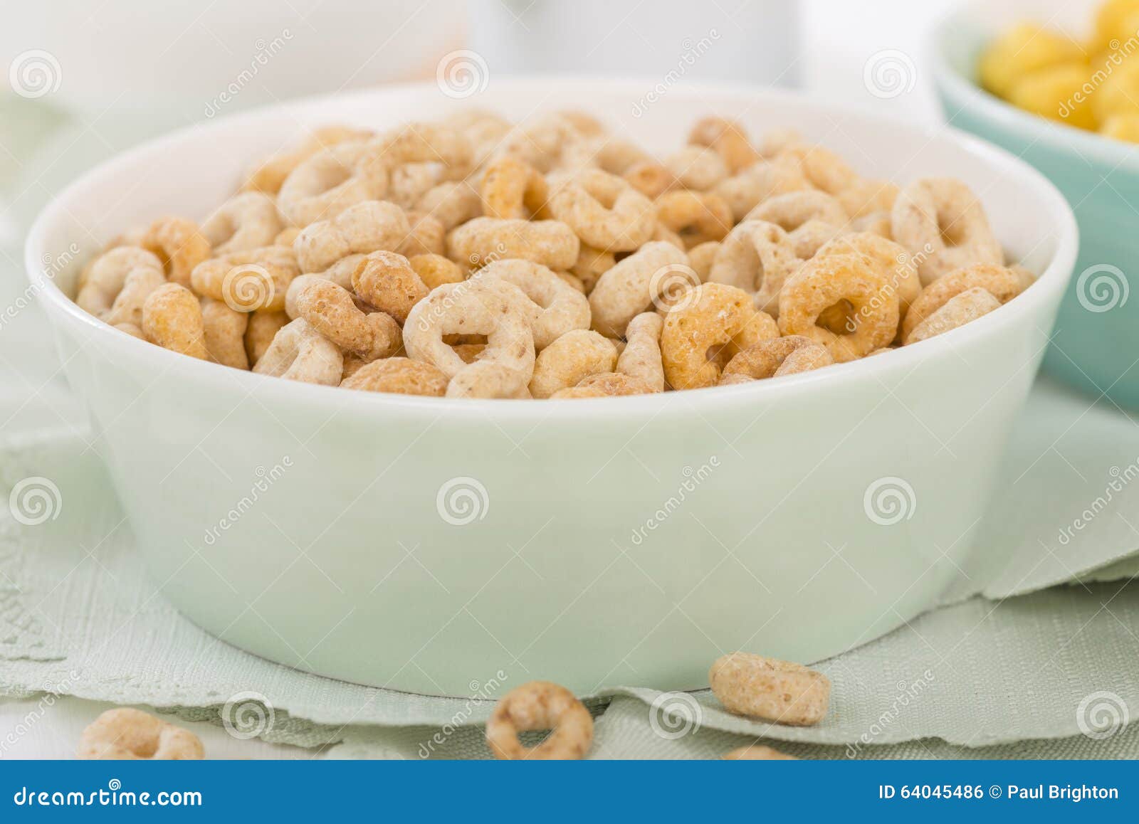 Cheerios foto de archivo. Imagen de europeo, cheerios - 64045486