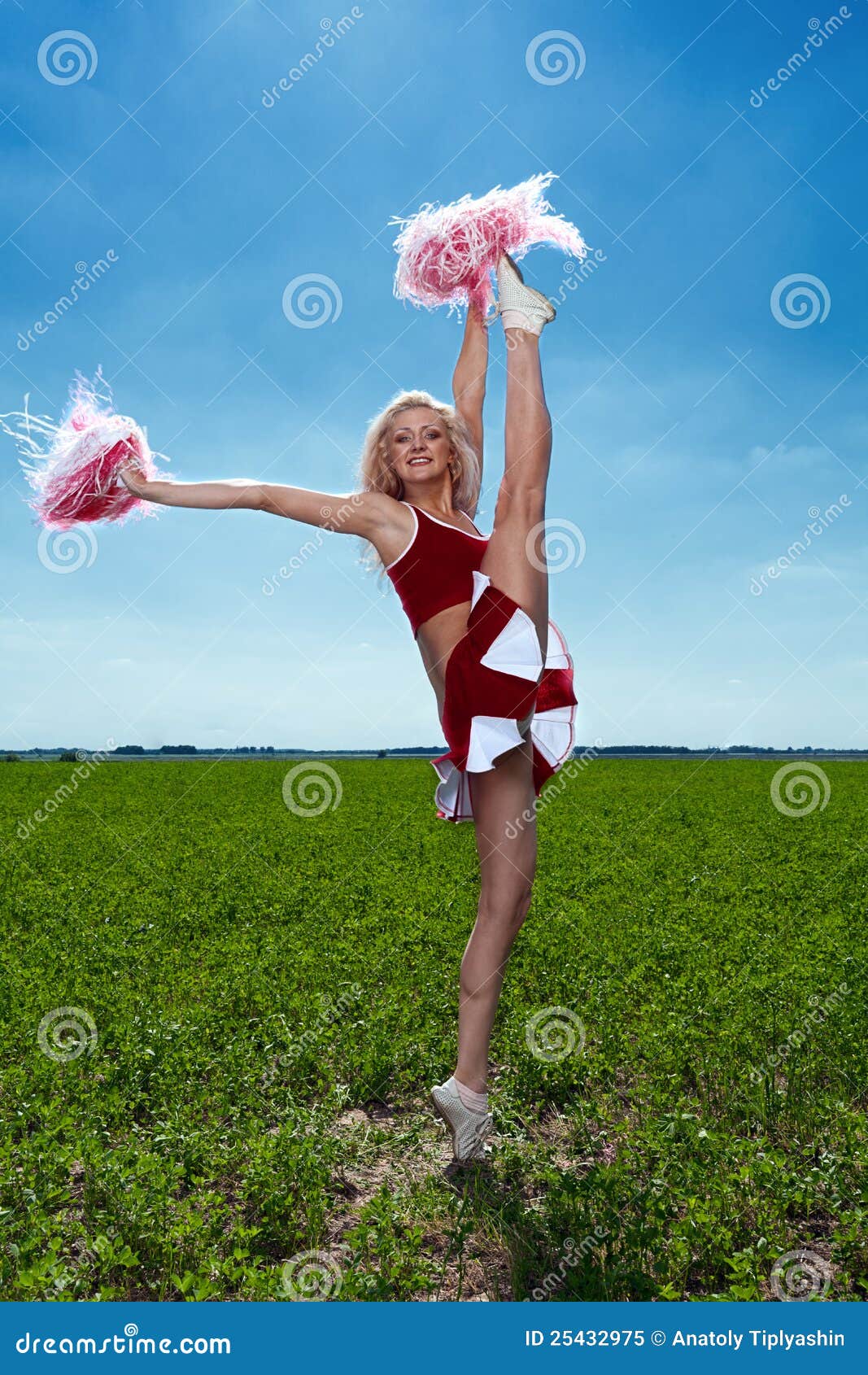 Cheerleader stock image. Image of dancer, cheerleading - 25432975