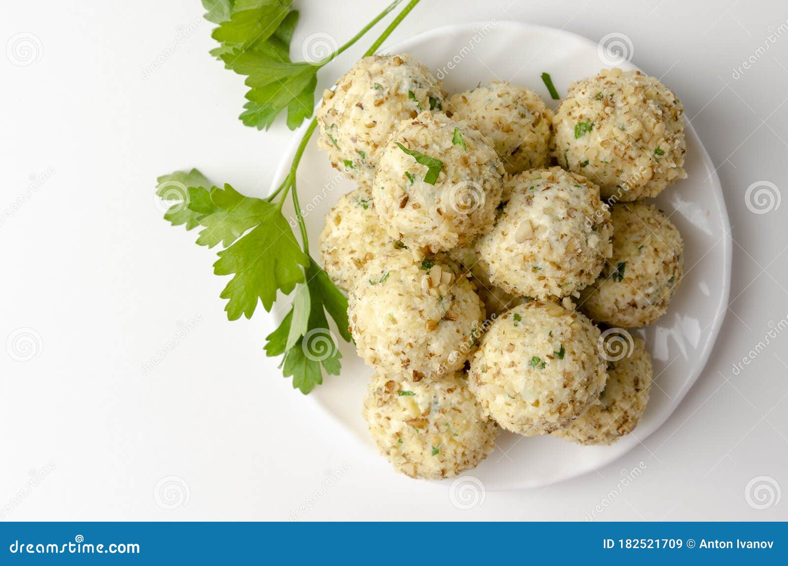 Cheese Balls with Three Types of Cheese without Baking. Keto Diet ...