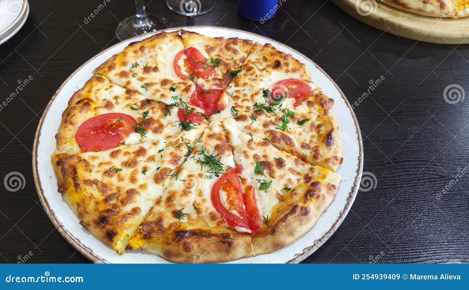 Cheese Pizza in a Large Plate Stock Image - Image of meat, fish: 254939409