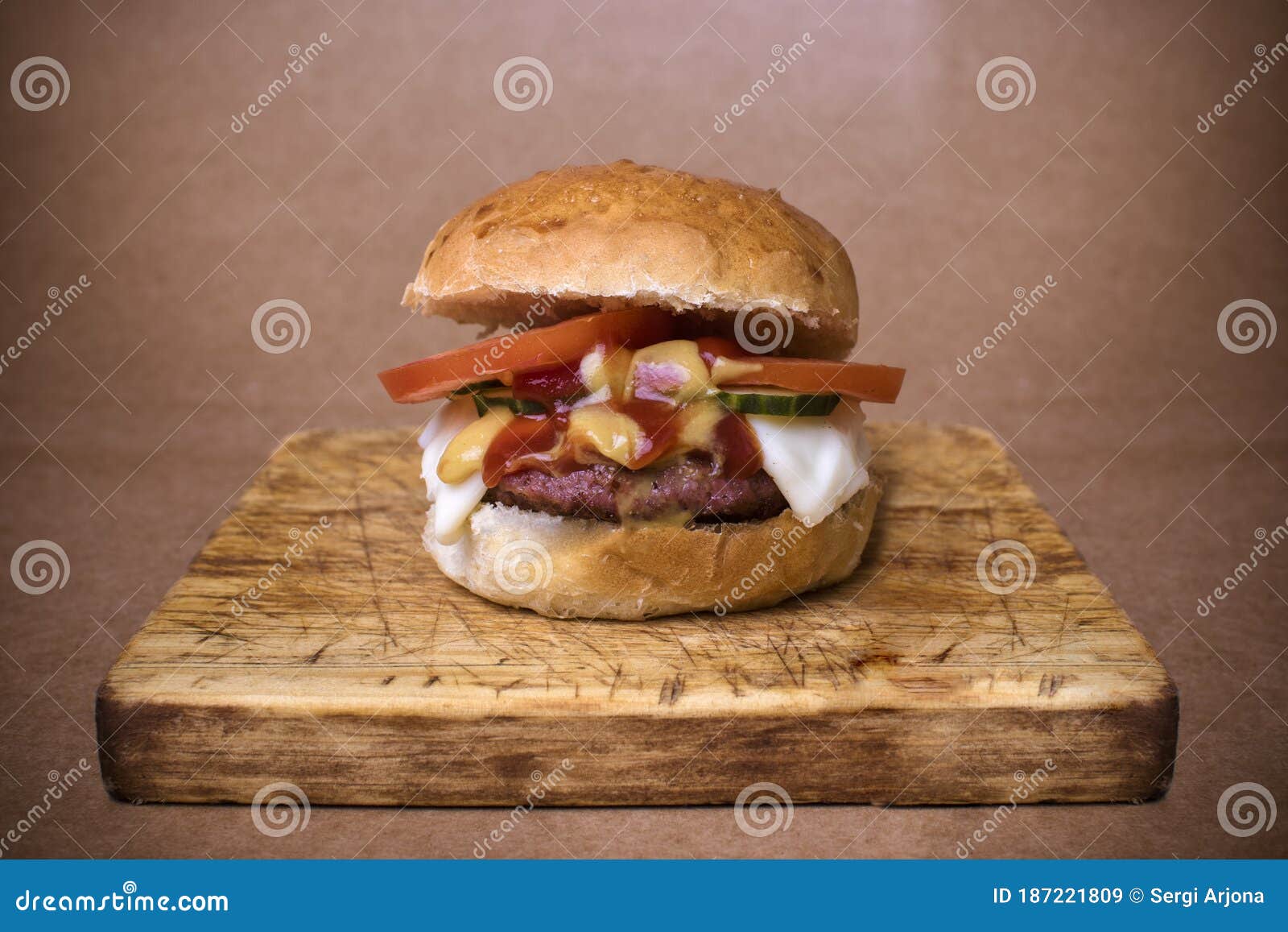 Cheeseburger, Tomato and Pickles Stock Image - Image of skill, chef ...