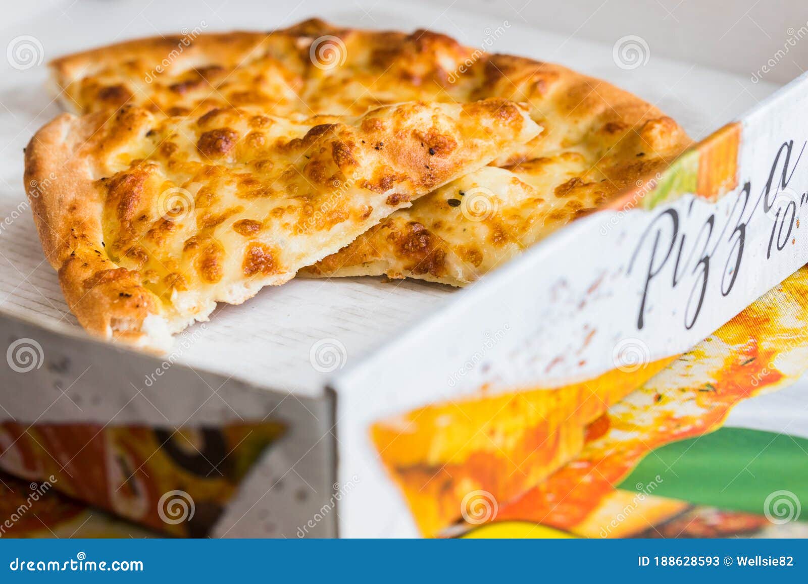 Cheesy Garlic Bread in a Pizza Box Stock Image - Image of bread ...