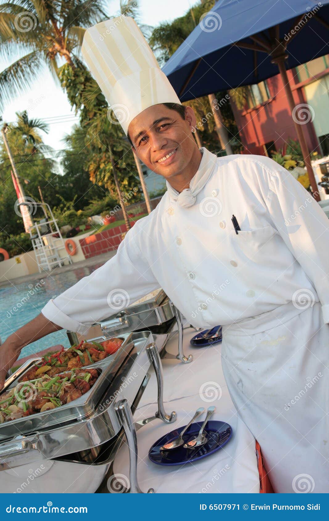 Chef at buffet stock image. Image of dishes, plates, male - 6507971