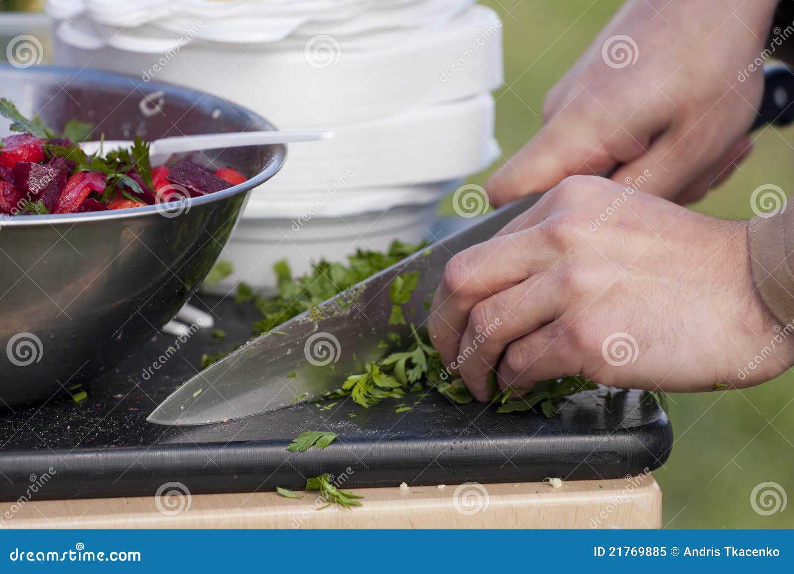 Chef chopping parsley stock image. Image of hands, cutting - 21769885