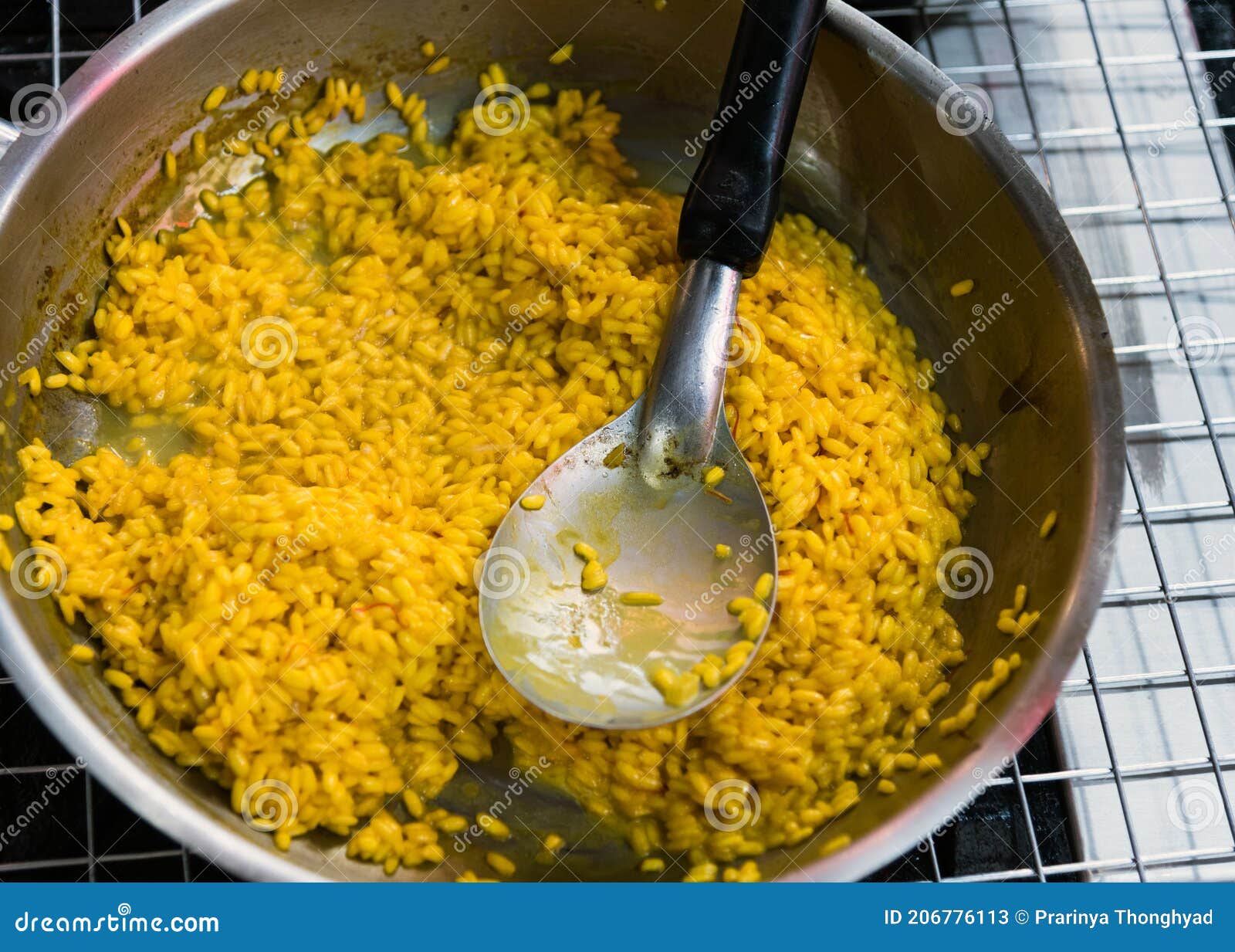 Chef Cooking Risotto in the Kitchen in the Kitchen, Cook Risotto Stock ...