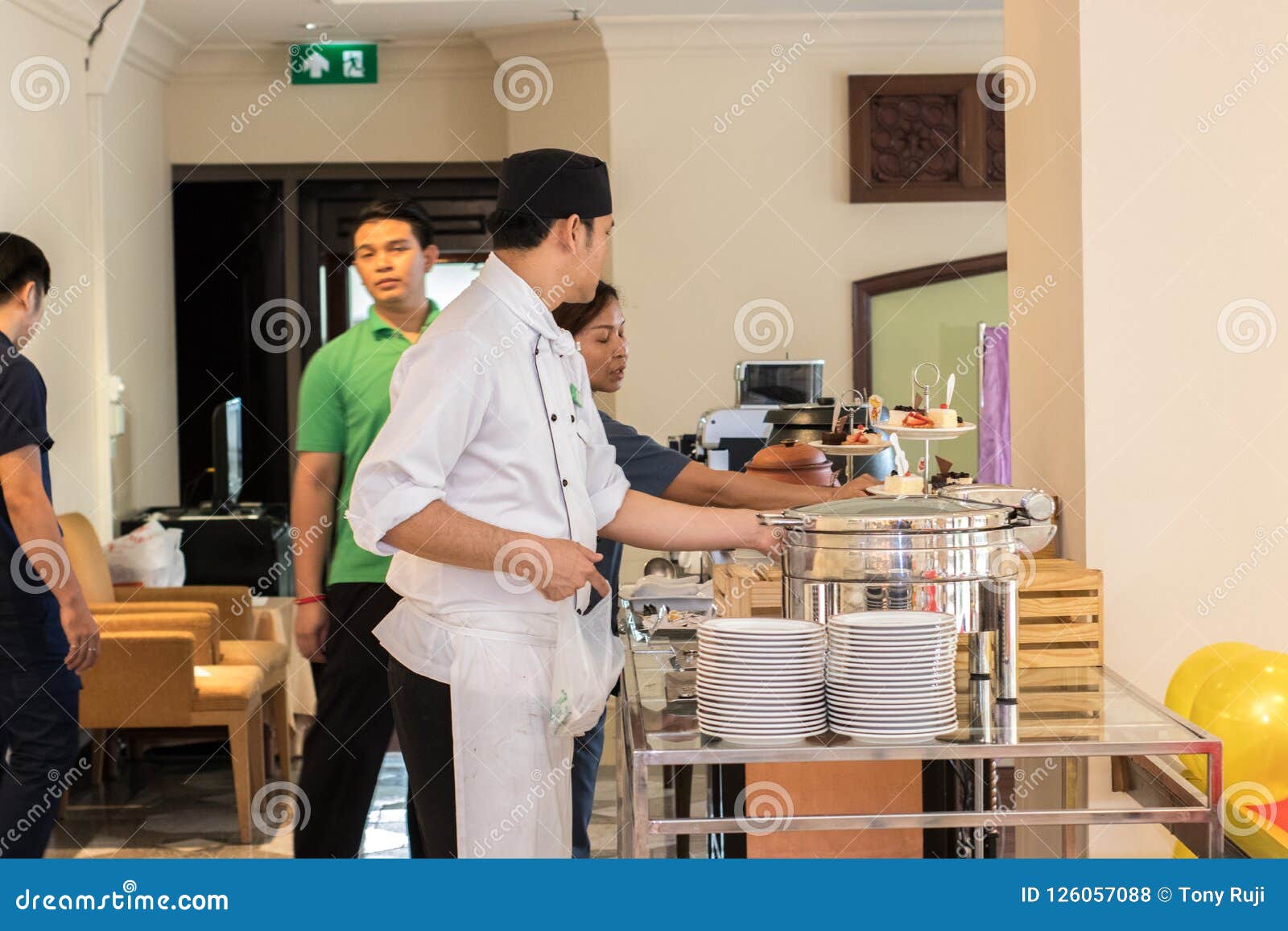 A Chef In A Hotel Is Showing His Brilliant Technique In Cooking To ...