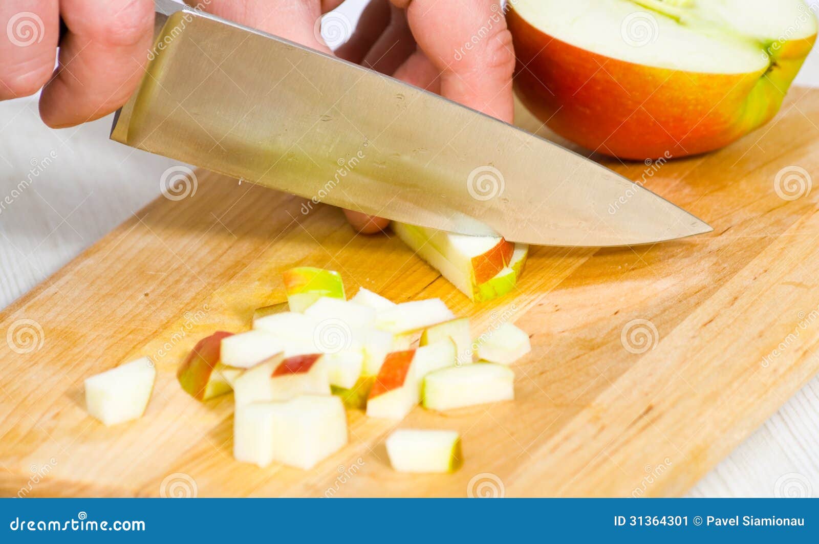 Chef-kok Die De Appel Snijden Stock Afbeelding - Image of besnoeiing ...